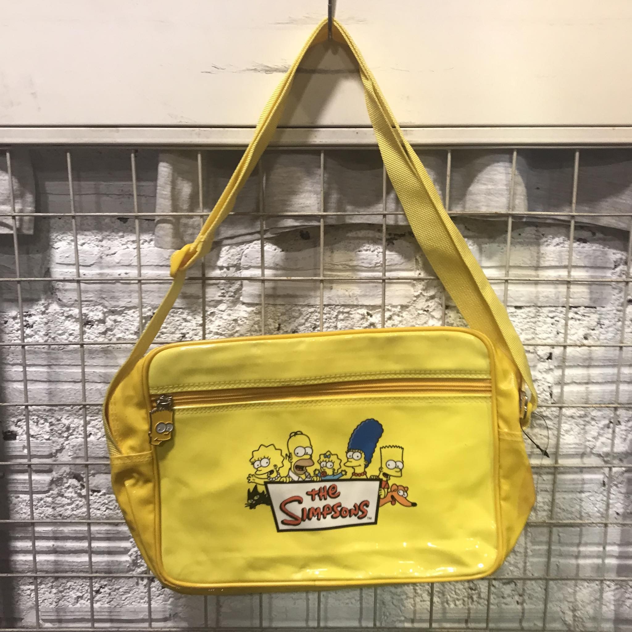 The Simpsons × Vintage The Simpsons Family Crossbody Bag 00s | Grailed