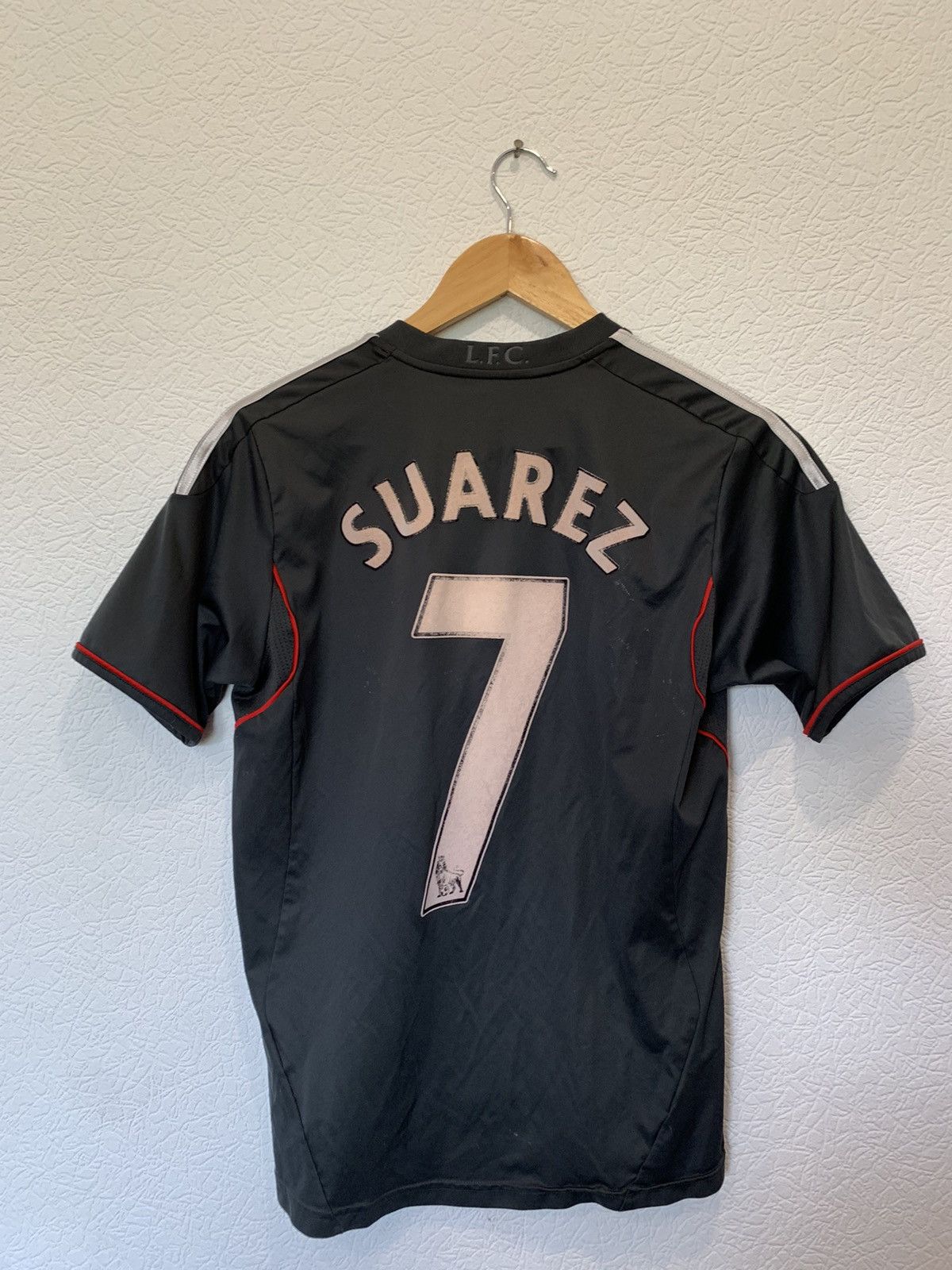 Adidas × Soccer Jersey SUAREZ Adidas Liverpool 2011/2012 Away Kit ...
