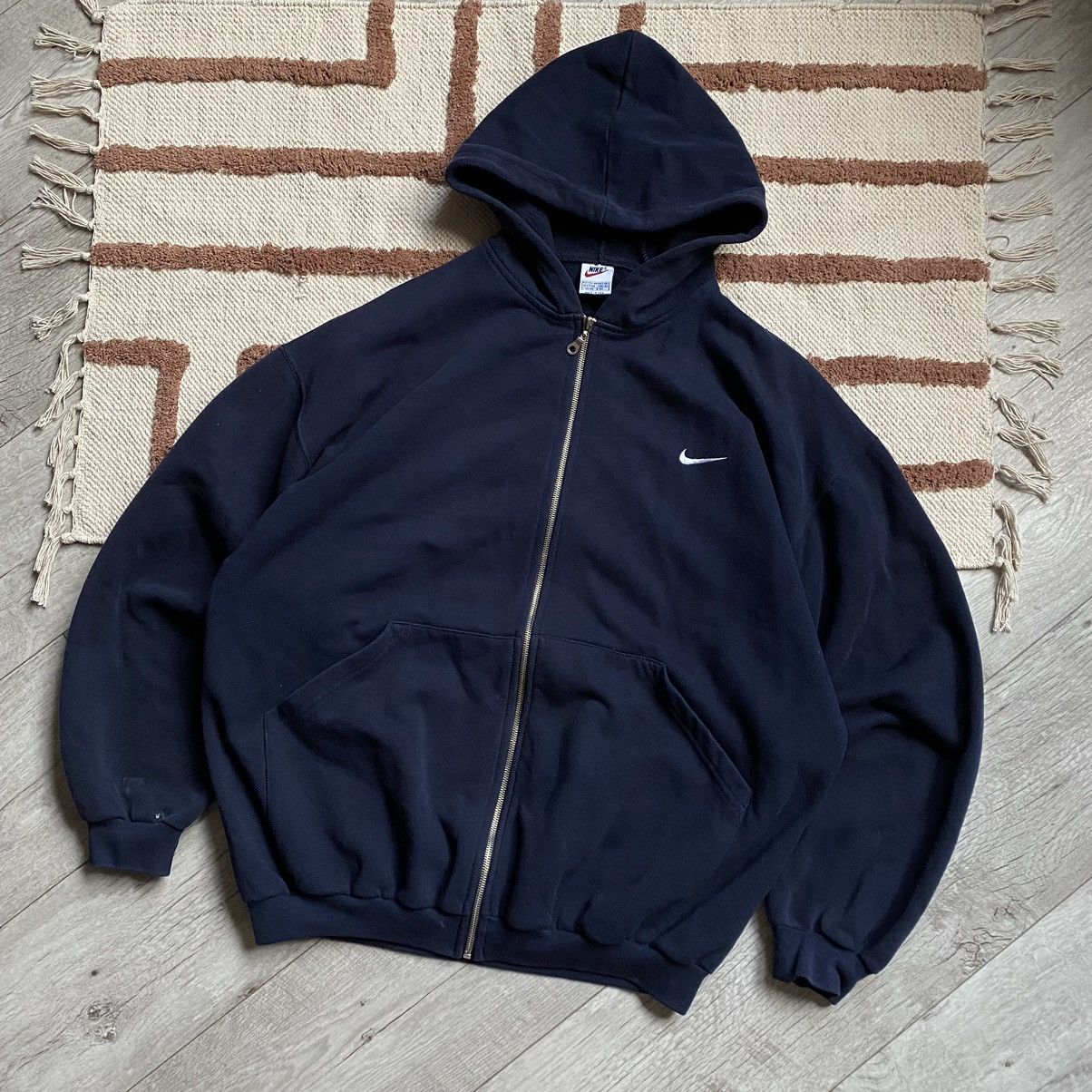 Nike AMAZING NIKE 90s BOXY MADE IN USA ZIP HOODIE | Grailed