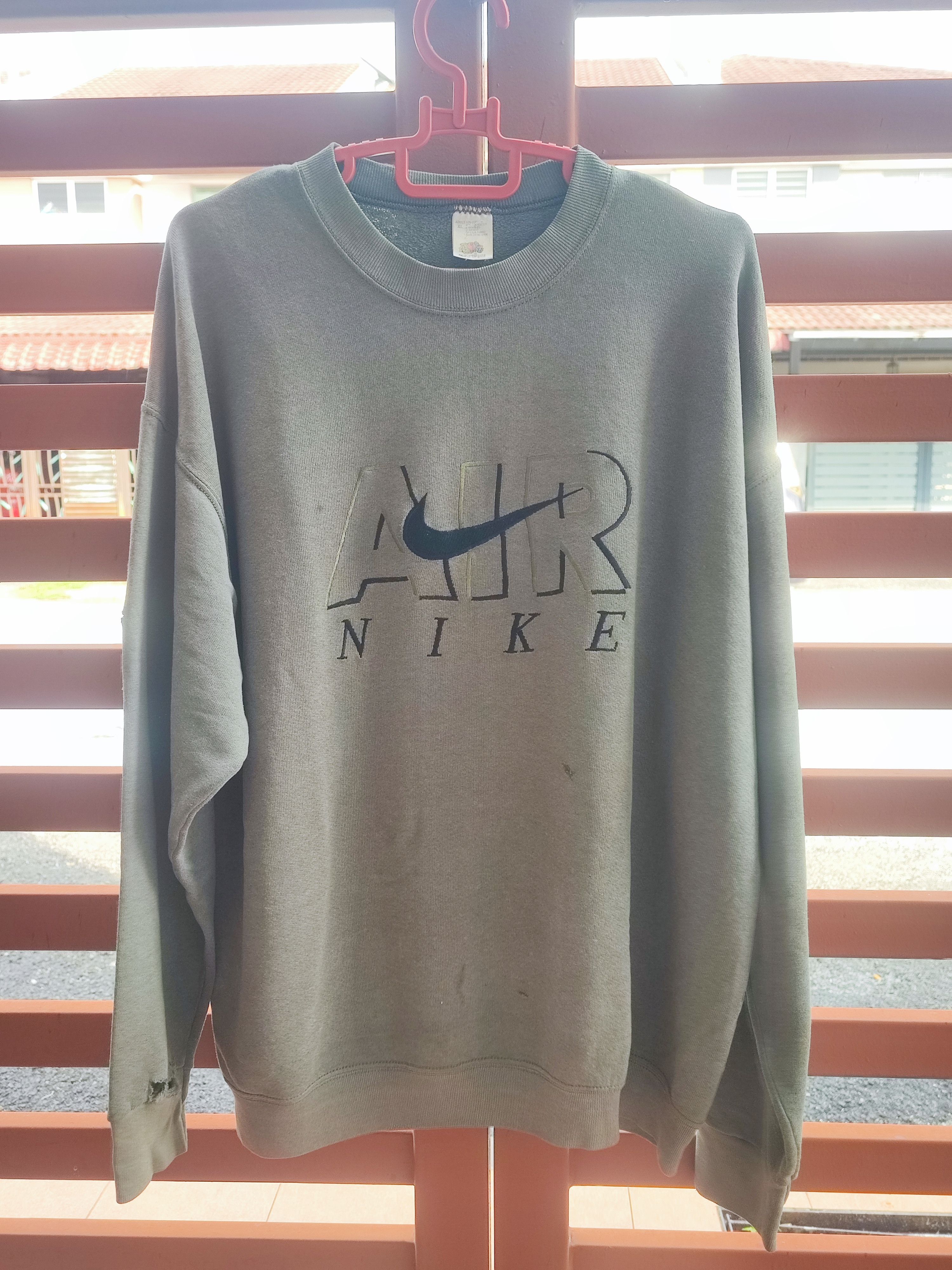 Hypebeast × Nike × Vintage AMAZING Distressed Vintage Early 90s Nike ...