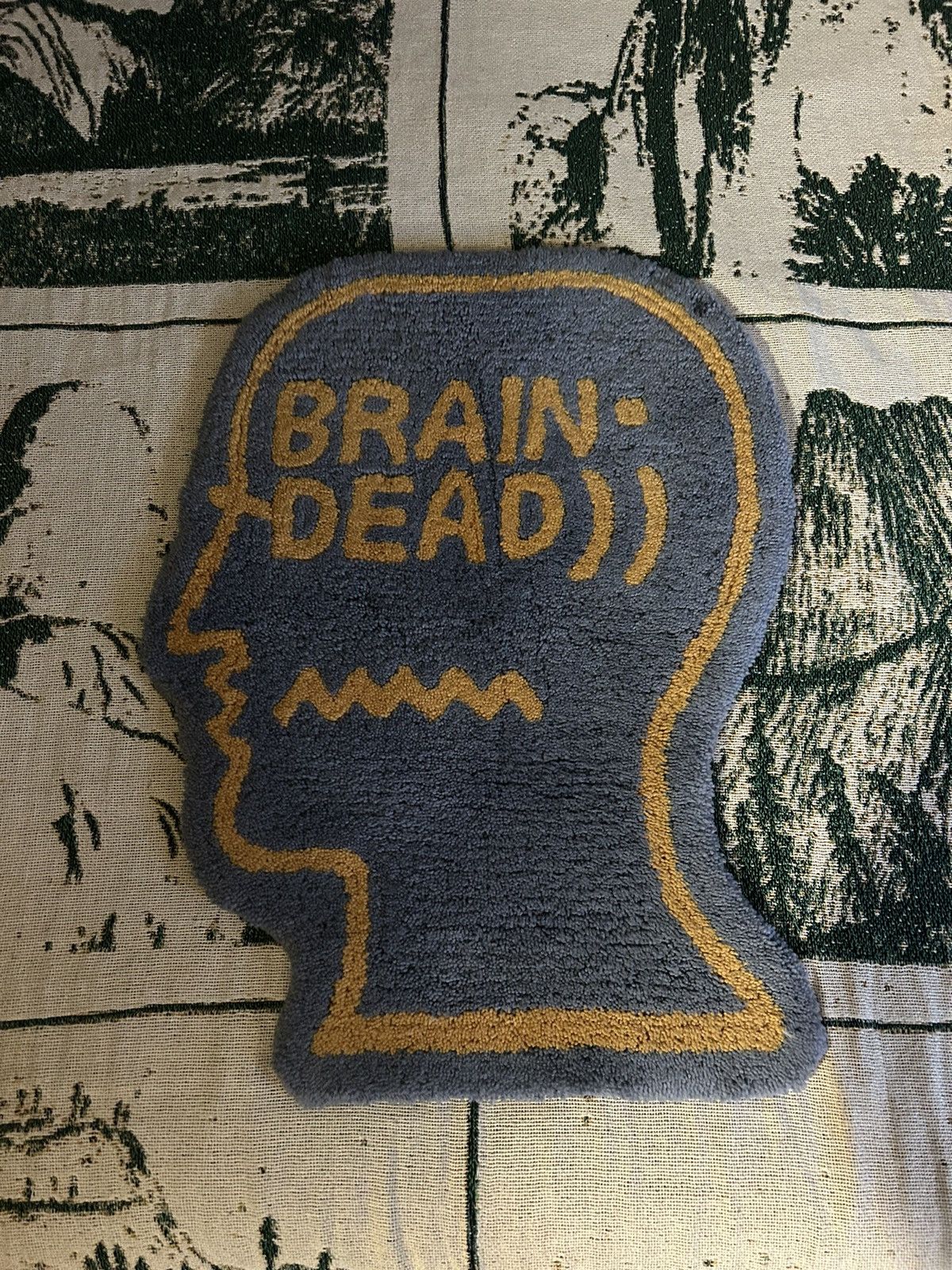 Brain Dead LOGO HEAD RUG - BLUE | Grailed