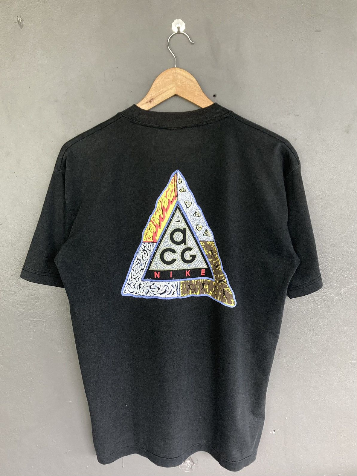 Nike ACG × Vintage Vintage 90’s Nike ACG Triangle Tribe Tee | Grailed