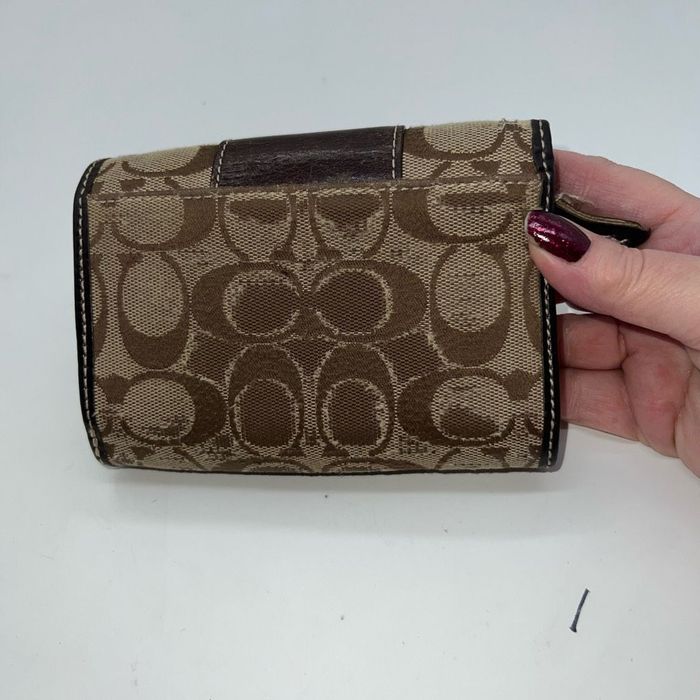 Coach Coach Wallet Soho Signature Canvas Tan with Lavender interio ...