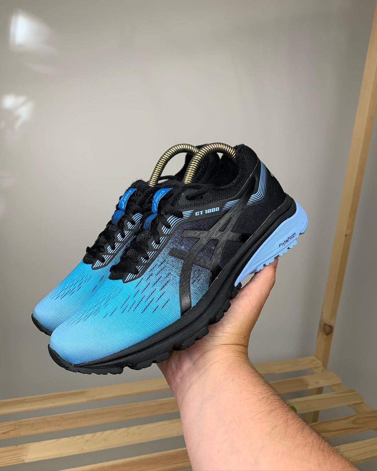 Asics Asics GT-1000 SP Blue/Black Gradient | Grailed