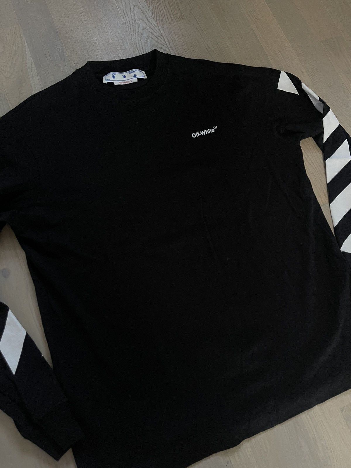Off-White OFF-WHITE long sleeve tshirt sweat sizes in photos by TAPE ...