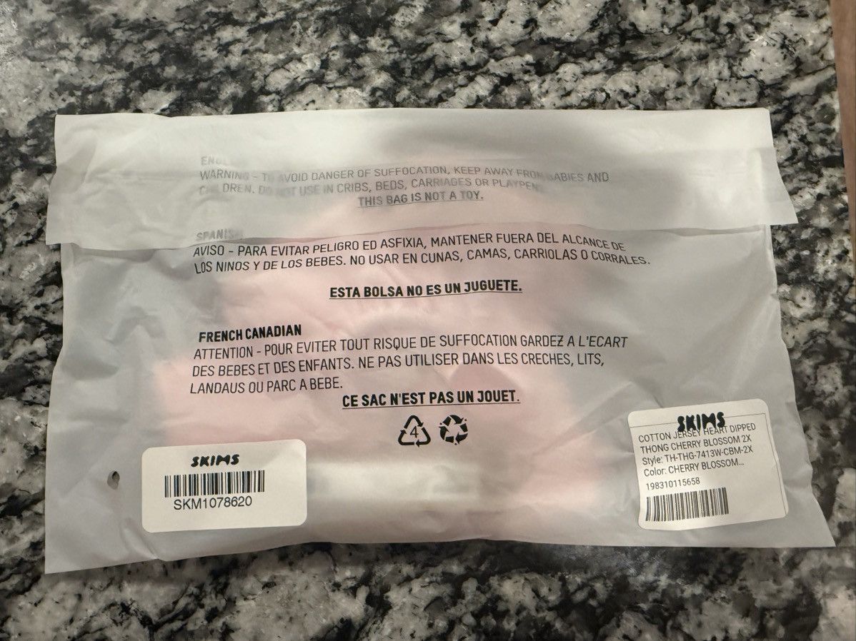Kim Kardashian × SKIMS Skims Heart Dipped Thong Cherry Blossom Pink XXL ...