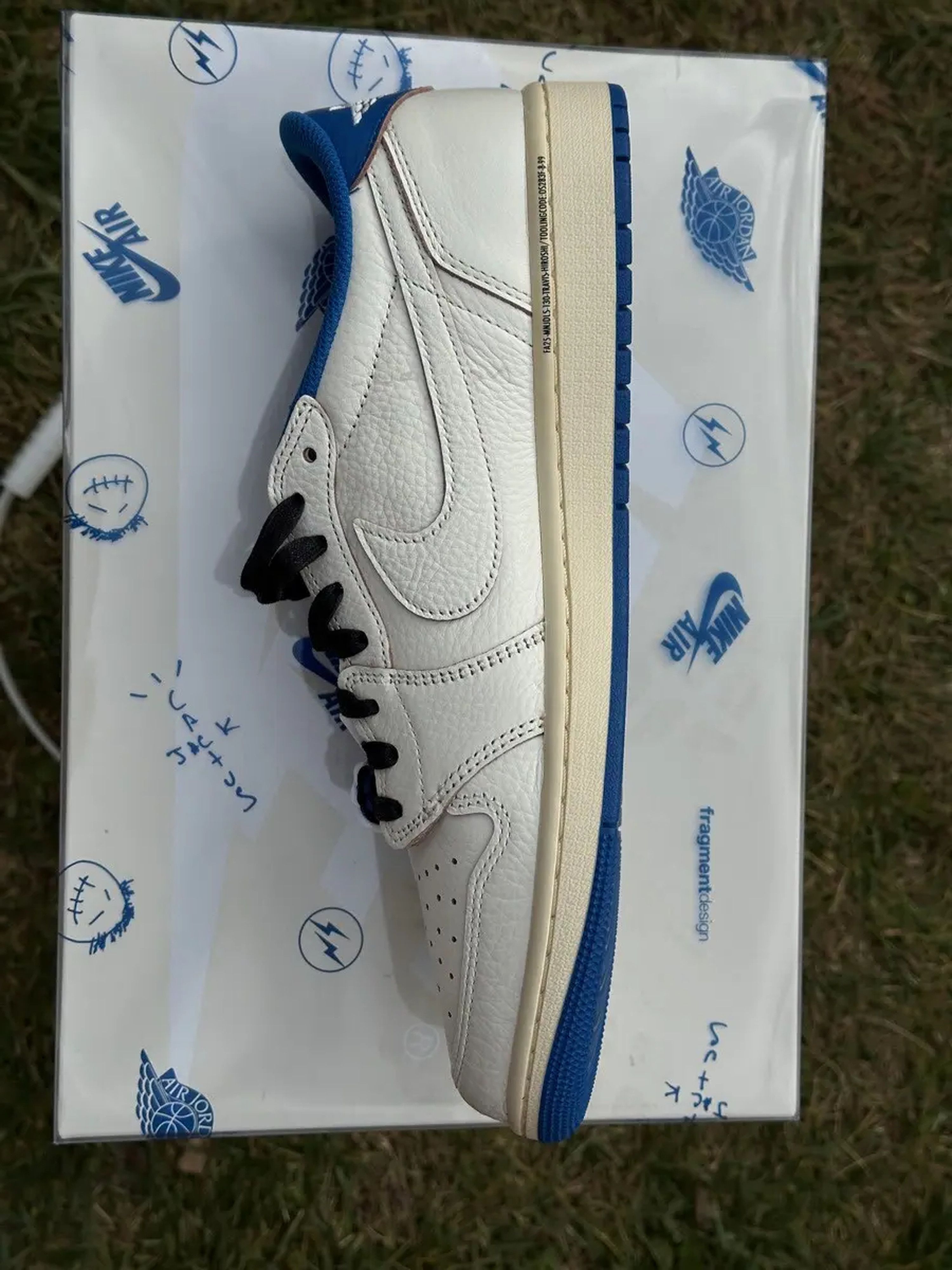 Fragment Design × Nike × Travis Scott Fragment Design x Travis Scott x ...