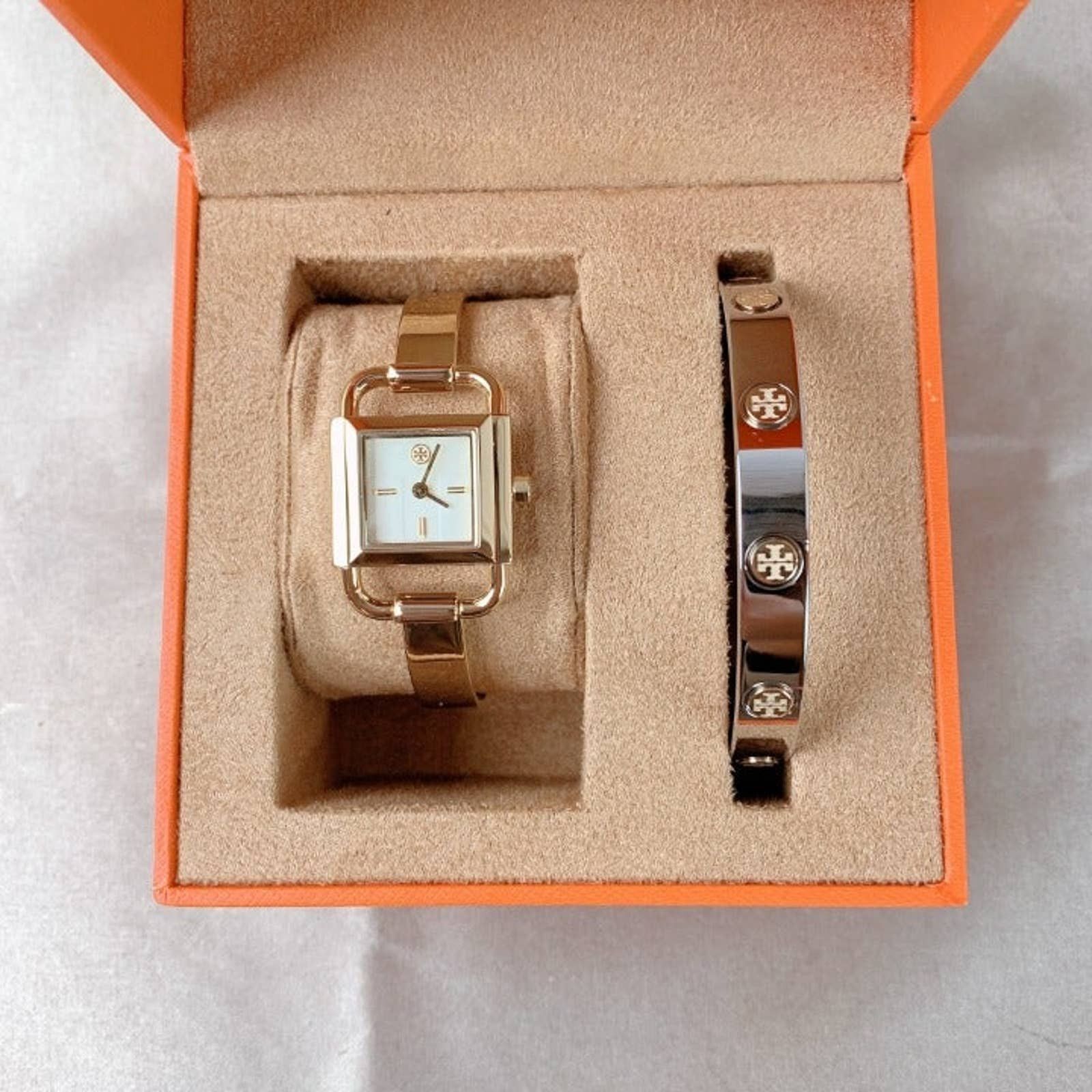 Tory Burch Tory Burch TBW7257 Phipps Watch Gift Set Two-Tone Stainless ...