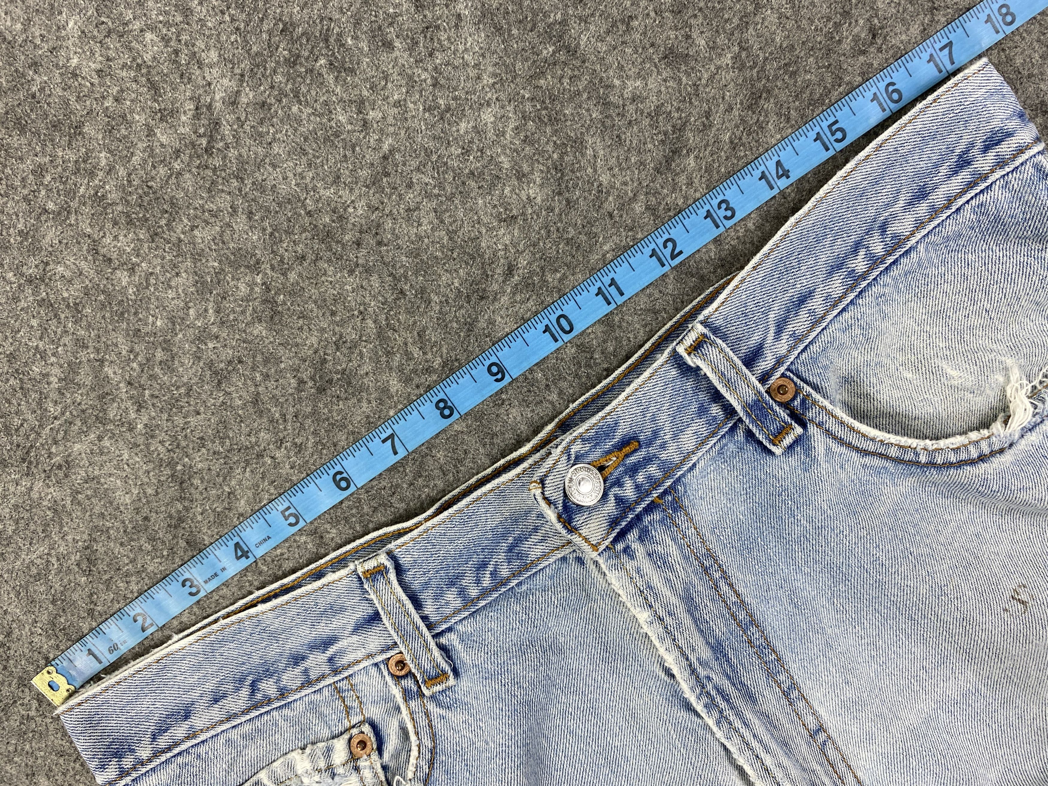 Levi's Levi's 550 Relaxed Fit Distressed Light Wash Denim | Grailed