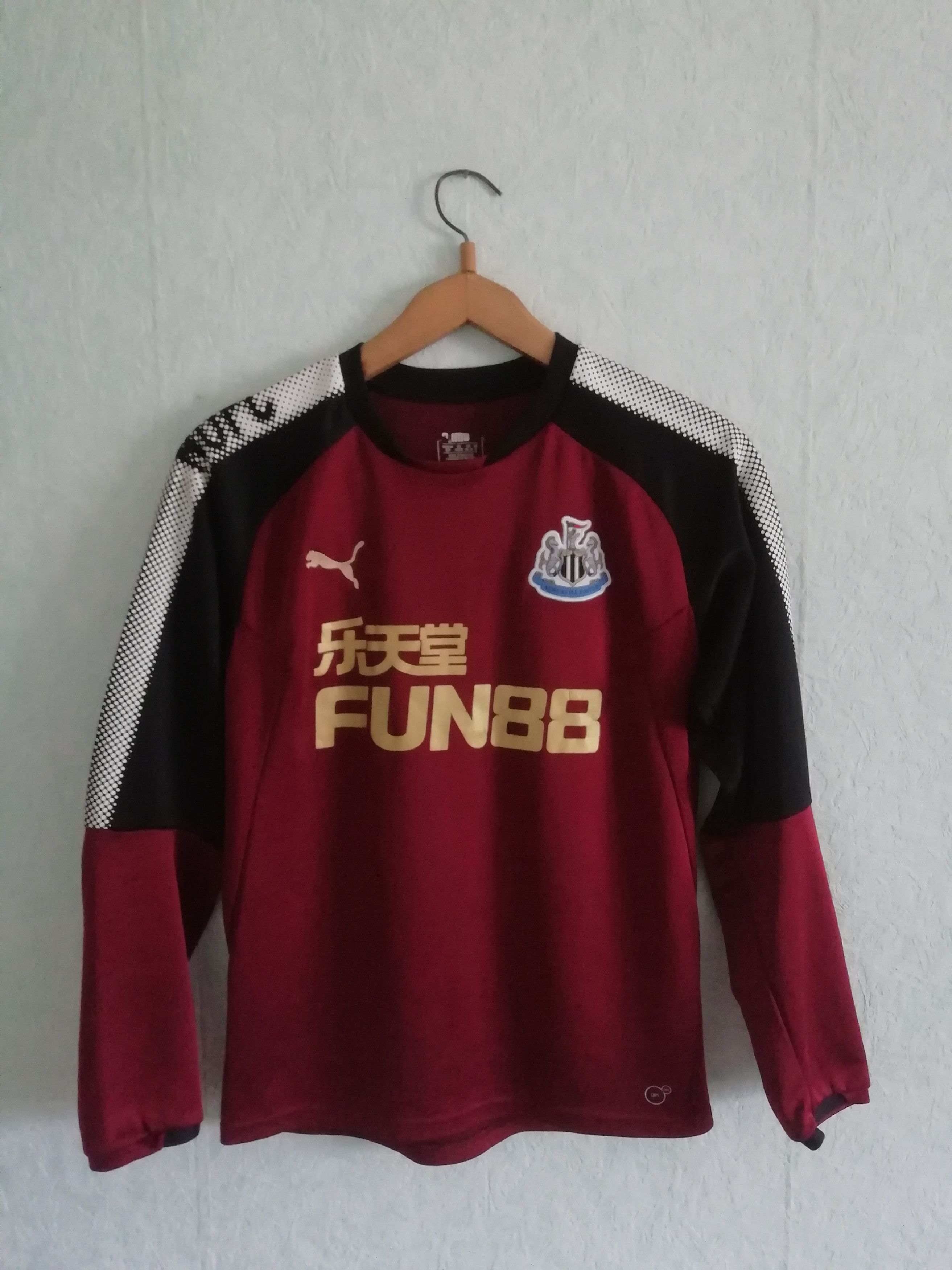 Puma Newcastle United 2017 2018 Puma Training Drill Top size S | Grailed