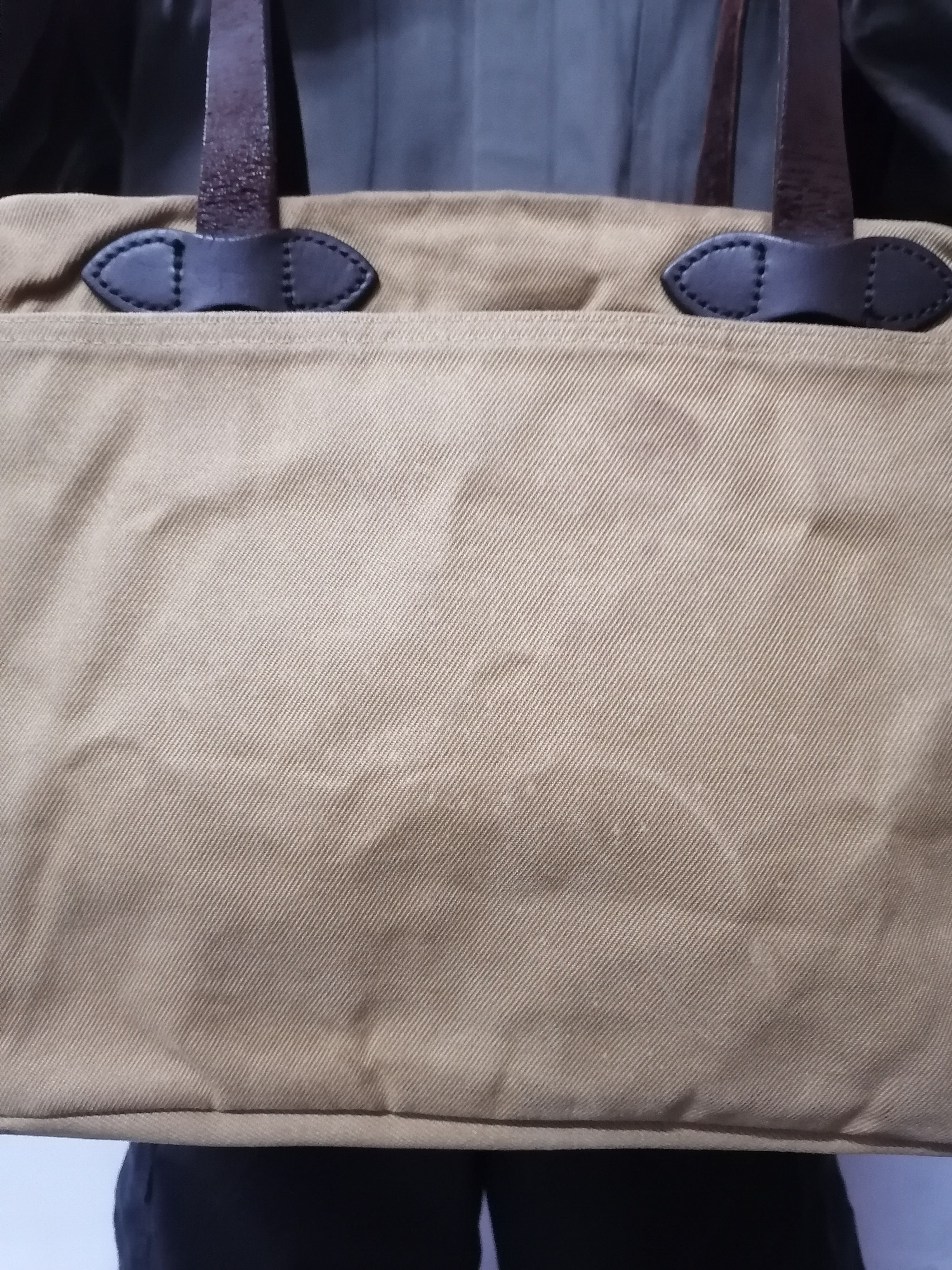 Filson Filson Rugged Twill Tin Cloth Shoulder Bag | Grailed