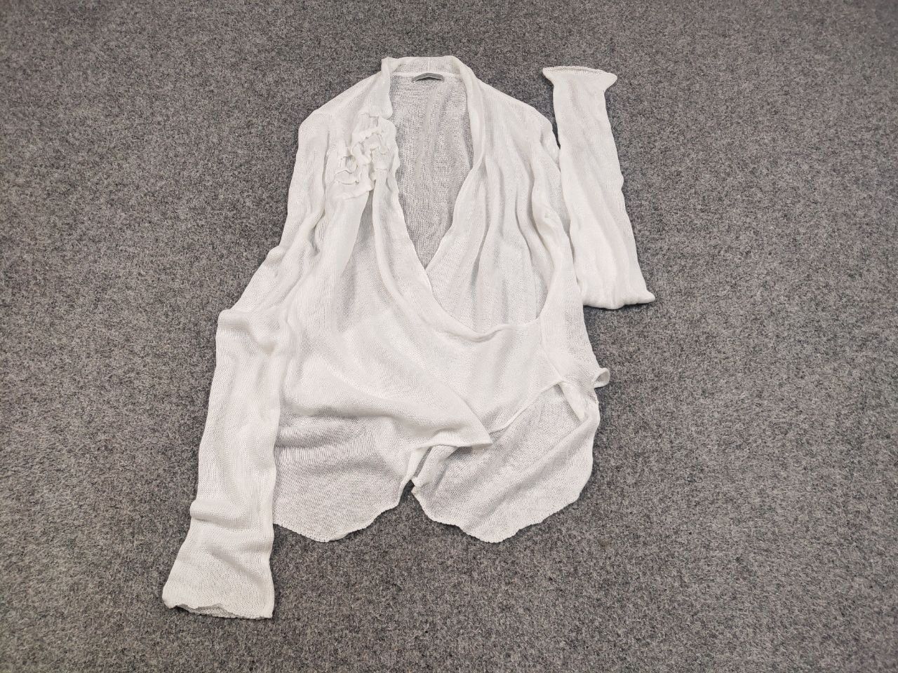 Designer Sarah Pacini Design light white knit long sleeve | Grailed