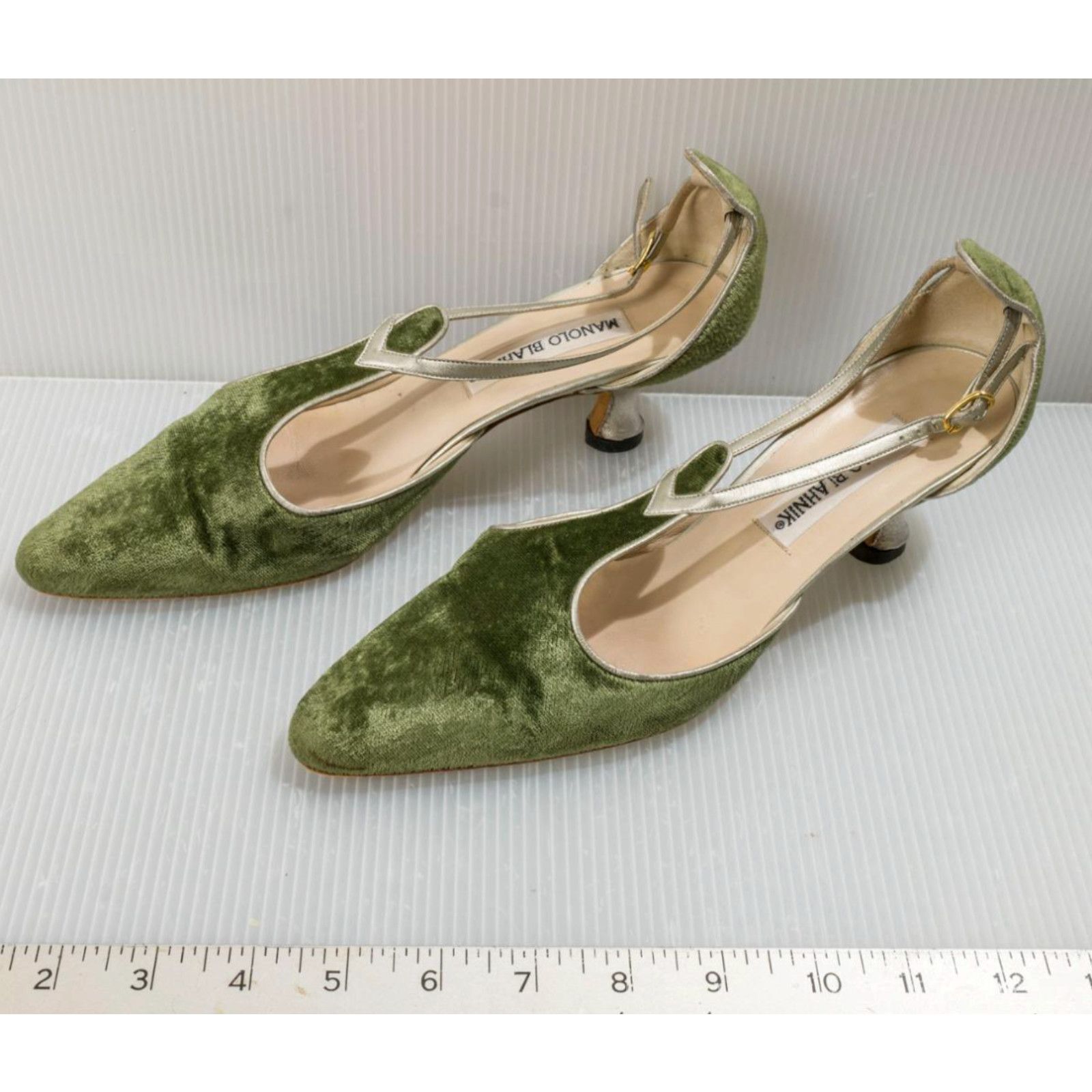 Manolo Blahnik Manolo Blahnik Dark Green Velvet T-Strap Kitten Heels w ...