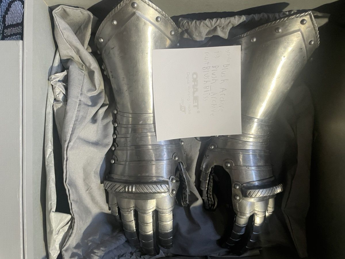 Balenciaga Balenciaga FW21 Chevalier knight gauntlets / gloves | Grailed