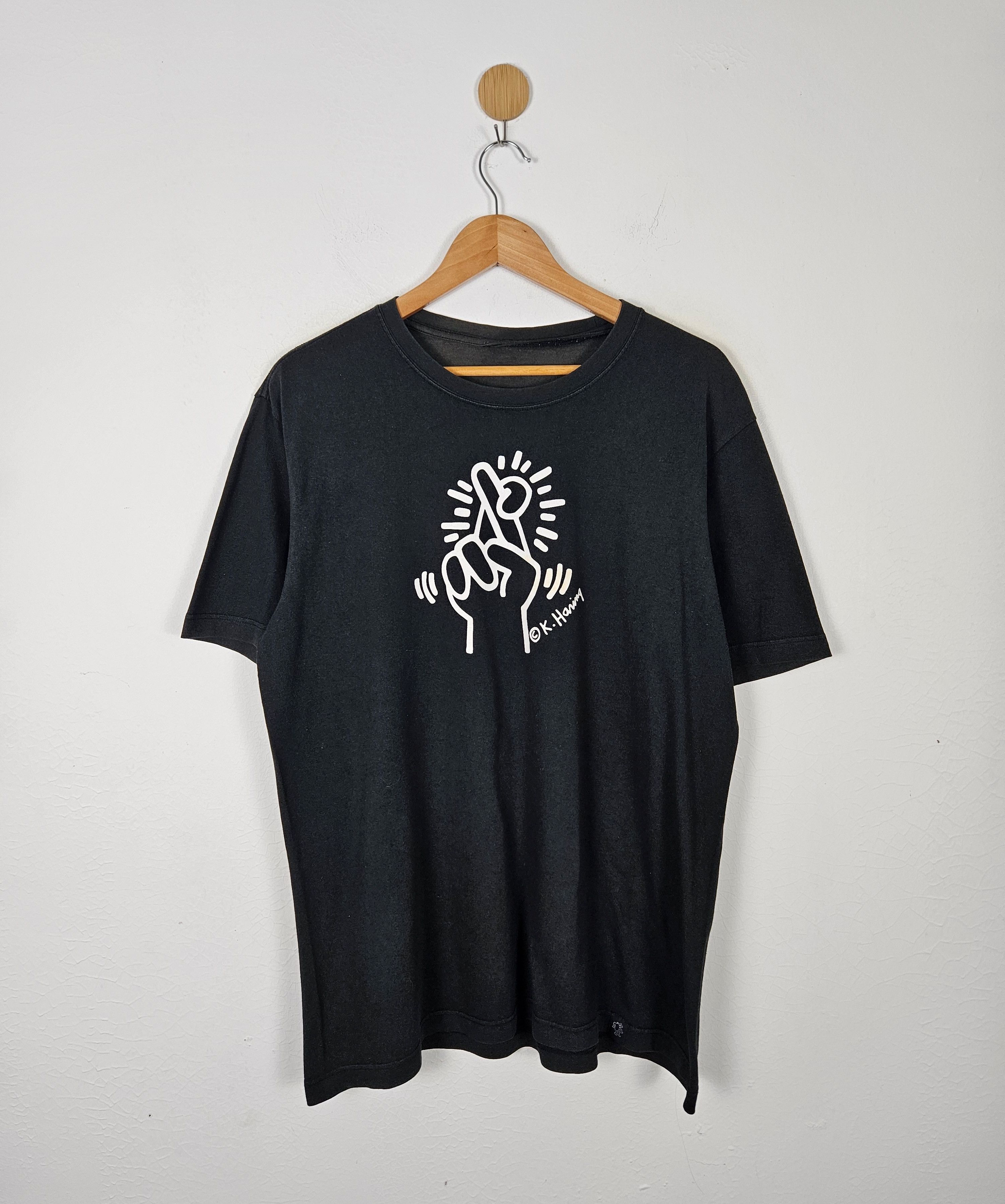 Art × Keith Haring × Streetwear Keith haring Finger Cross shirt | Grailed