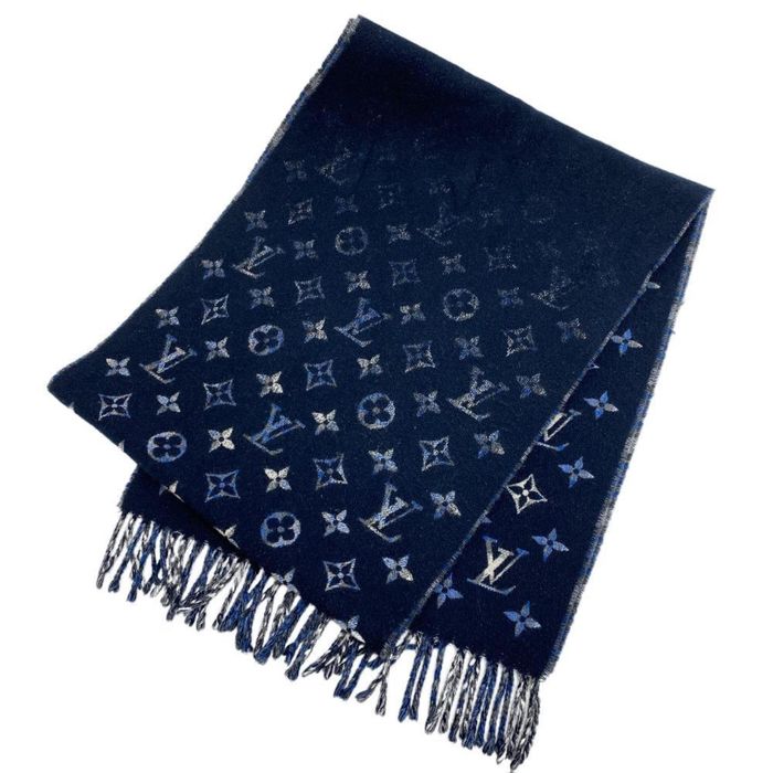 Louis Vuitton Louis Vuitton Monogram scarf | Grailed