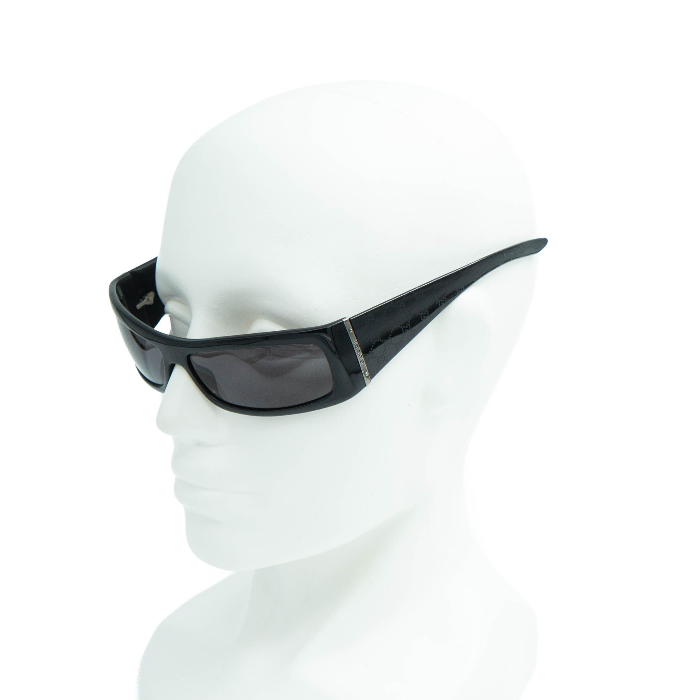 Gucci GUCCI GG 1564 Black Monogram Logo Sunglasses Vintage 90s 00s ...