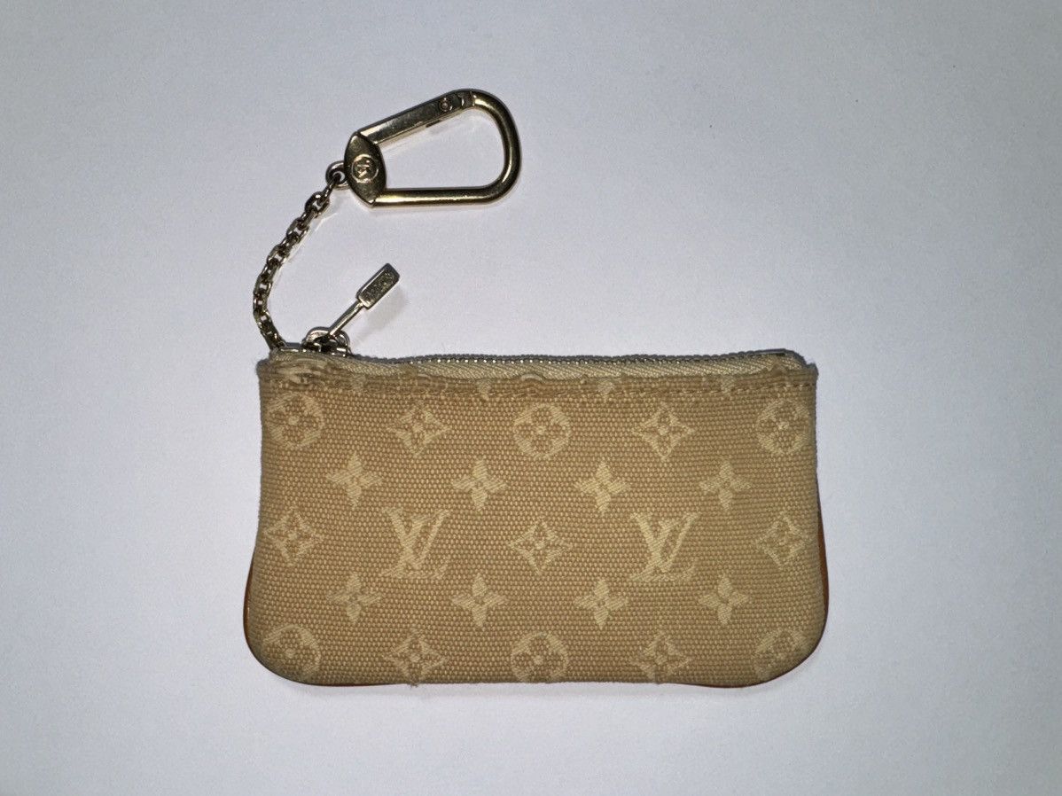 Louis Vuitton Louis Vuitton mini Lin key pouch | Grailed