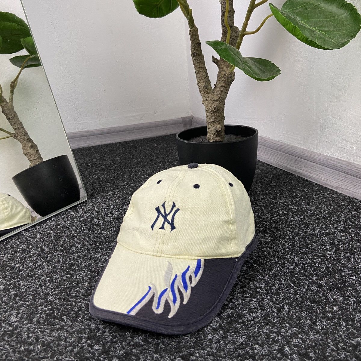 New Era × Streetwear × Vintage VINTAGE Y2K NEW ERA FLAME EMBROIDERED ...