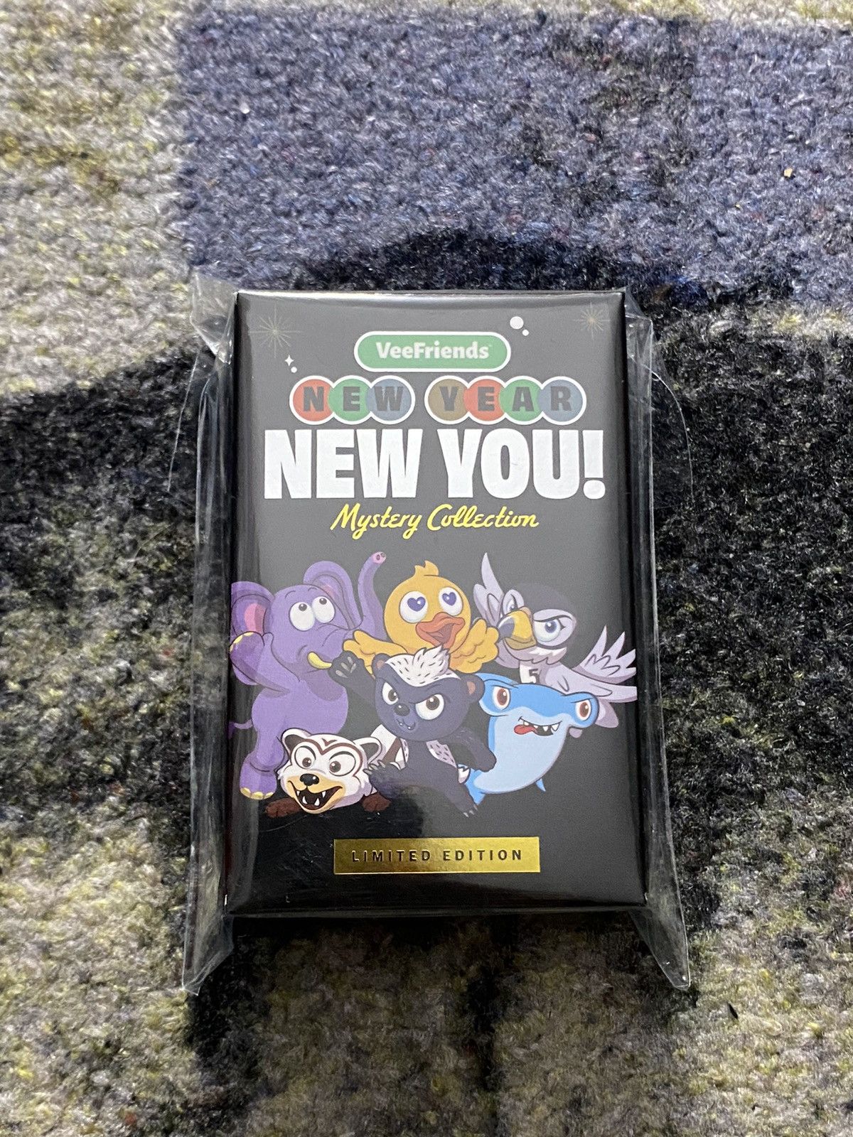 Other VEE FRIENDS LIMITED EDITION PIN BLIND BOX | Grailed