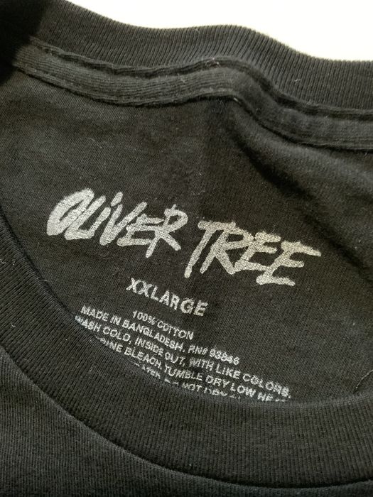 Streetwear Oliver Tree Alone In A Crowd 2023 Official Merch Tour TShirt ...