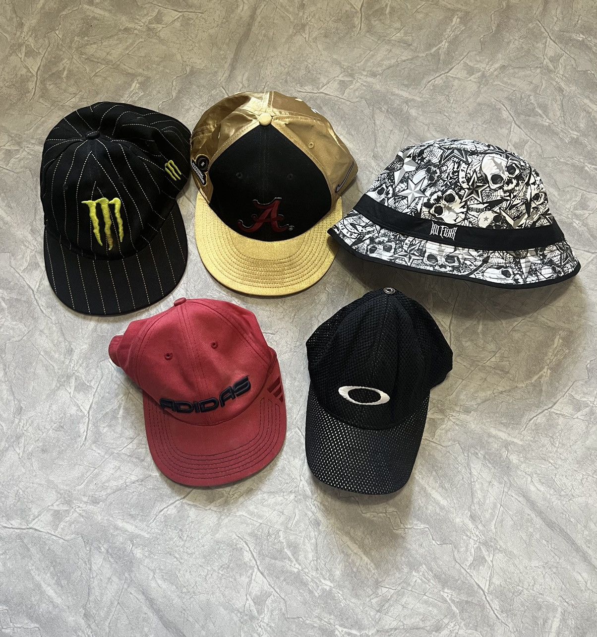 Vintage 5 CAPS💋 | Grailed