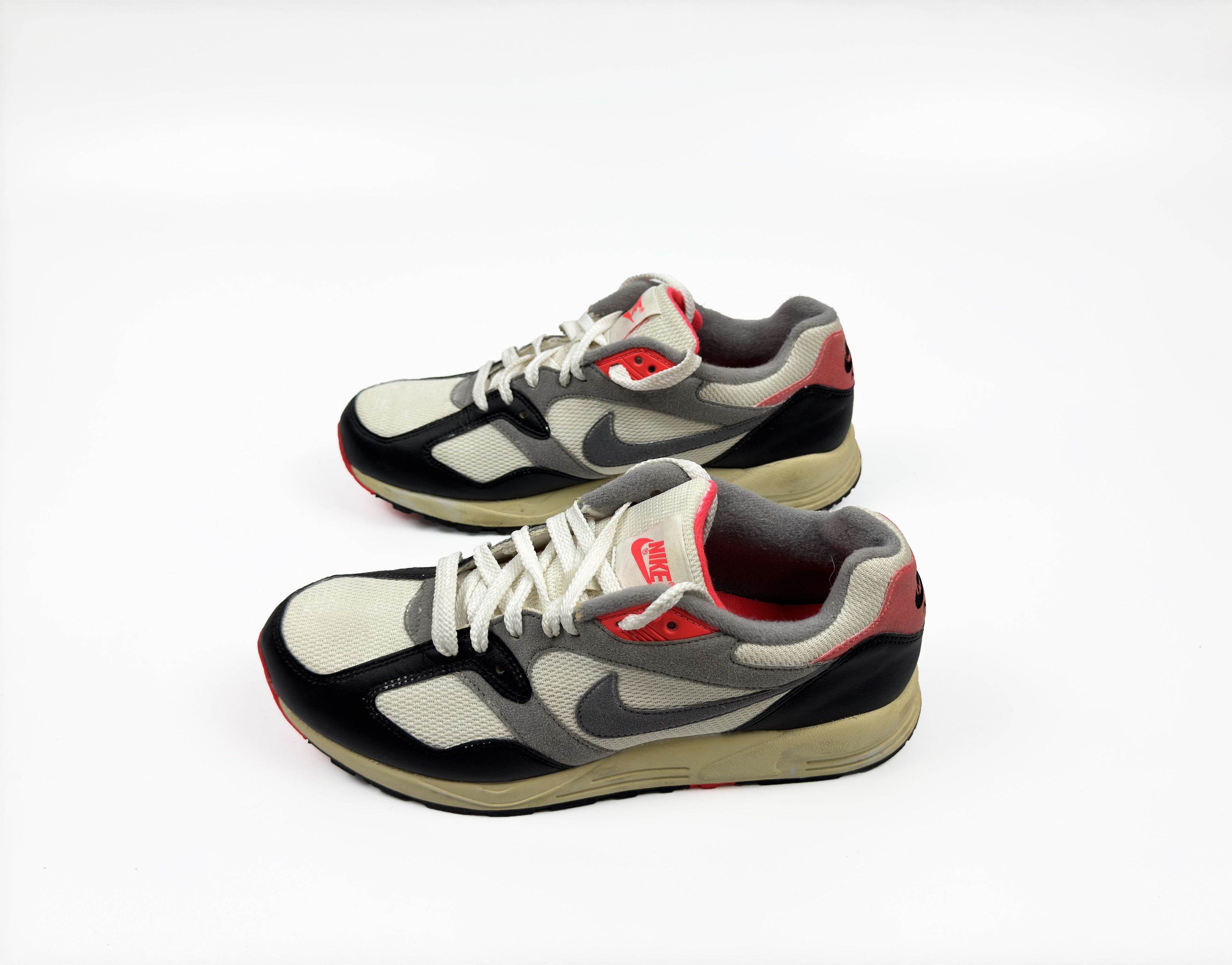 Nike NIKE AIR BASE II VNTG Sneakers | Grailed