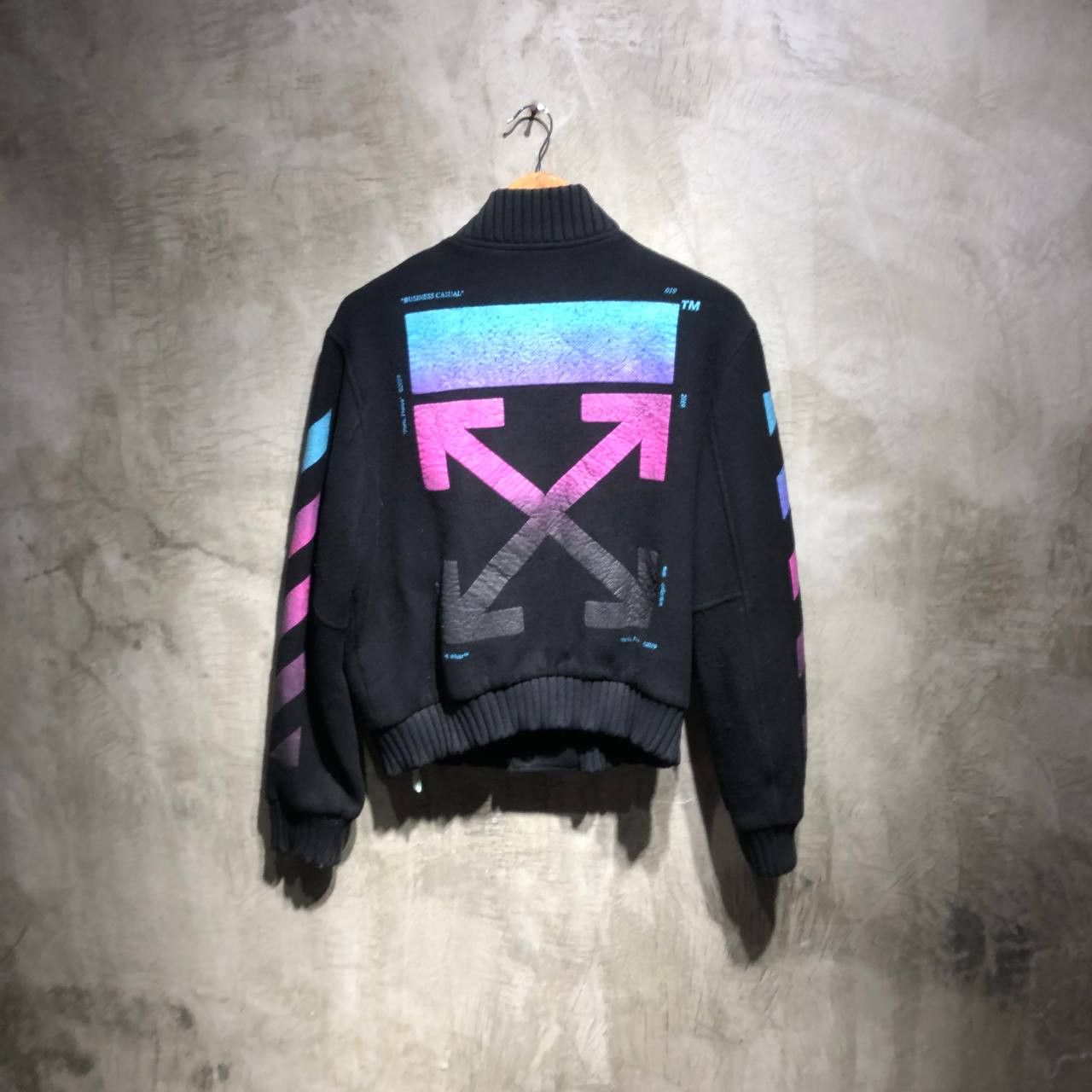 Off-White Off-White Gradient Arrows Bomber jacket | Grailed