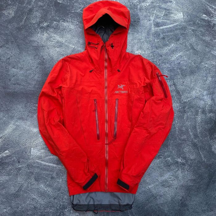 Arc'Teryx Arcteryx Alpha SV GORE-TEX Jacket Mens Red | Grailed