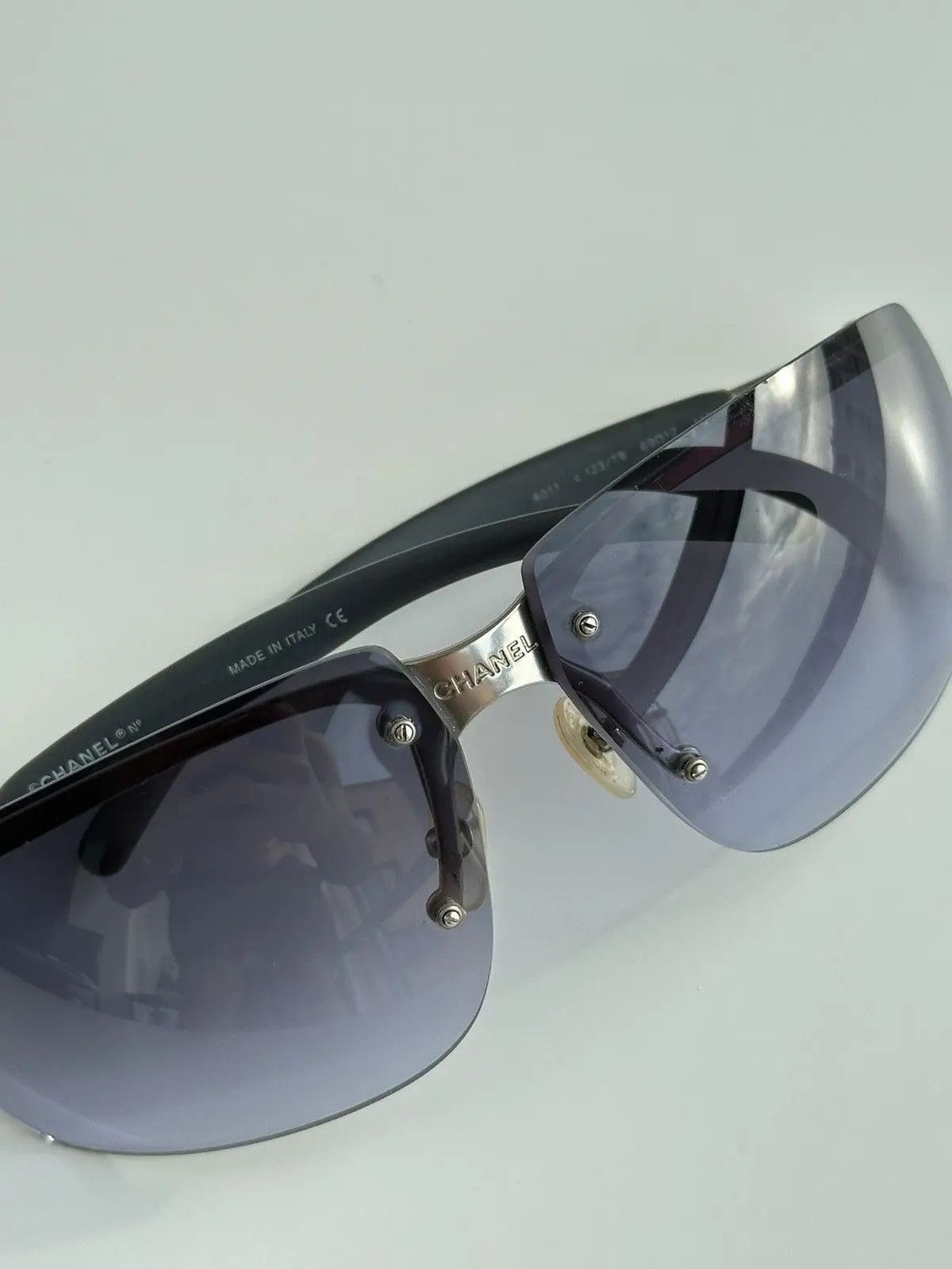 Chanel × Vintage CHANEL Sunglasses Rimless Rhimestone Shield CC Logo ...