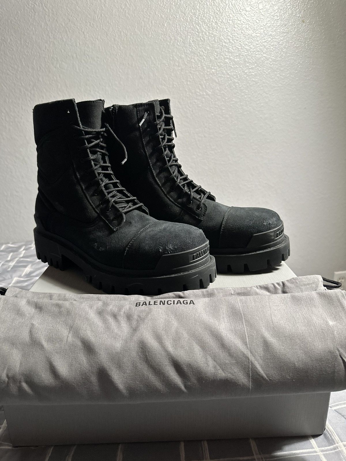 Balenciaga Combat strike boots | Grailed