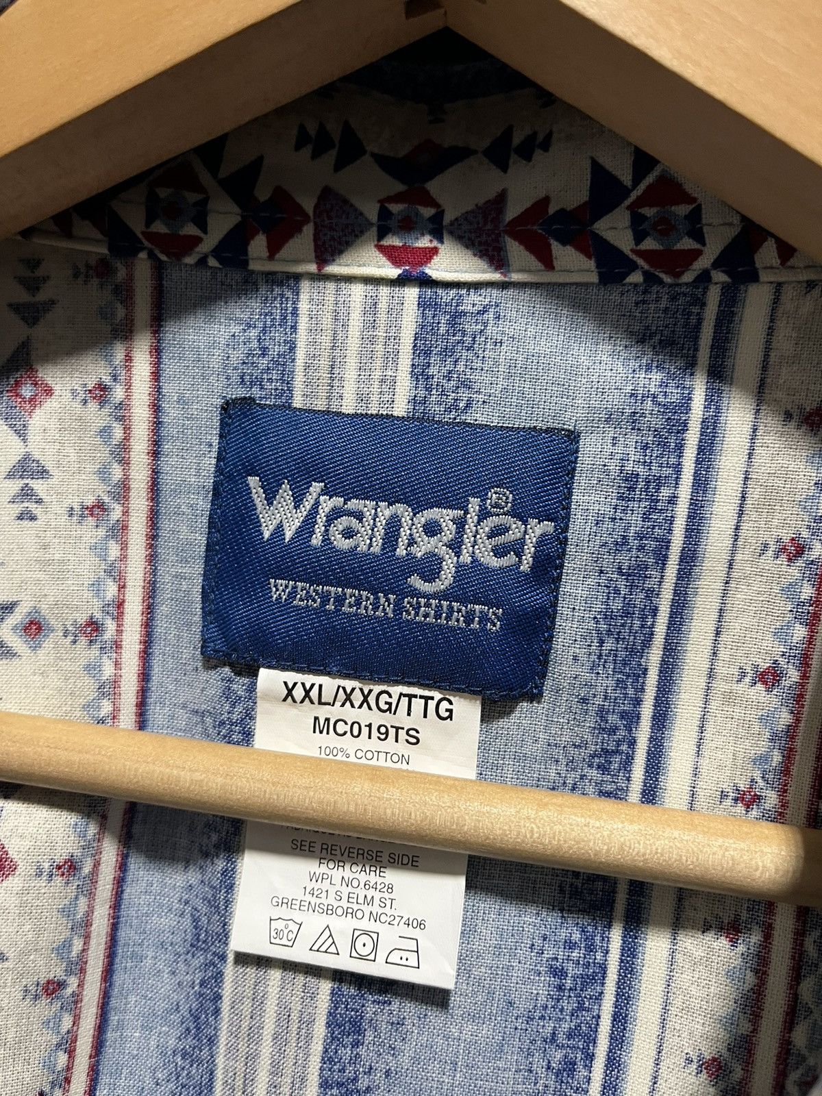 Made In Usa × Vintage × Wrangler Crazy Vintage 90s Wrangler Aztec Pearl ...