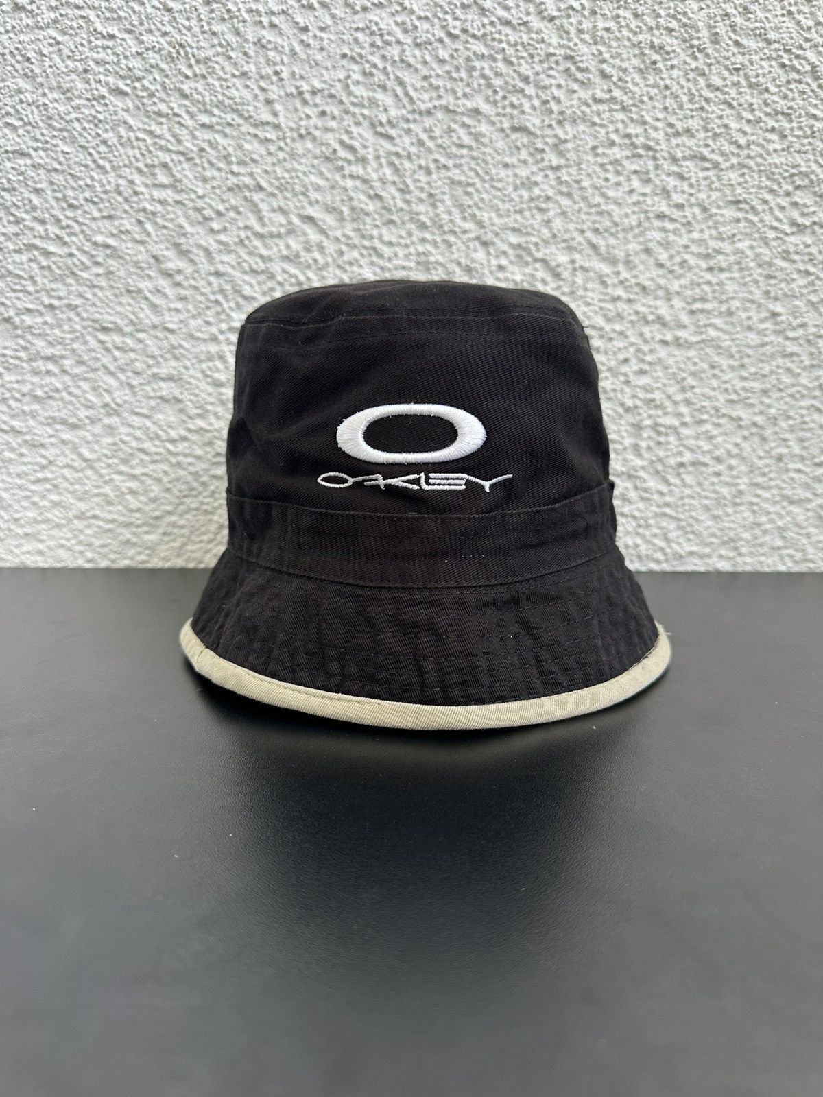 Vintage Vintage Archive Oakley Reversible Bucket Hat | Grailed