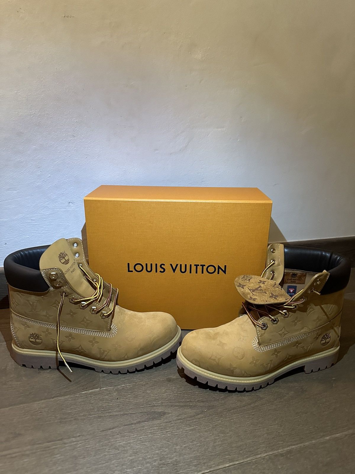 Louis Vuitton × Timberland Louis Vuitton Timberland 6 Louis Vuitton × Timberland Louis Vuitton Timberland 6
