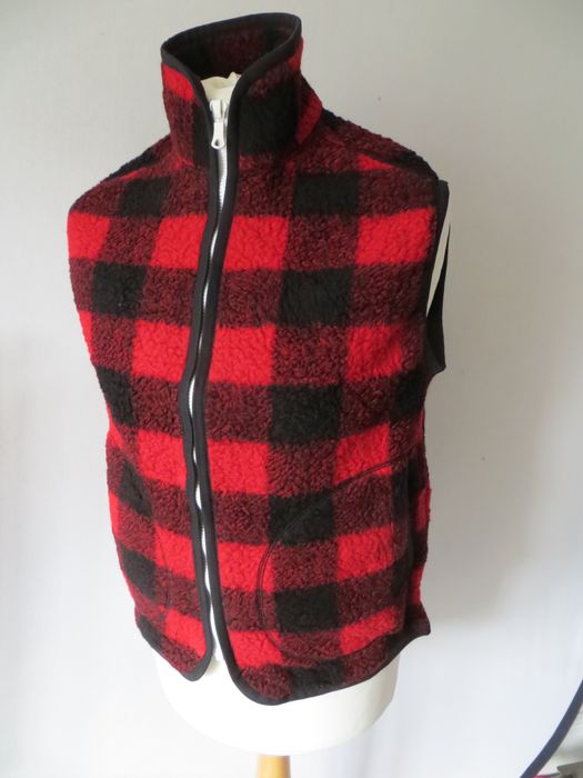 Drakes RED BUFFALO CHECK FLEECE JACKET | Grailed