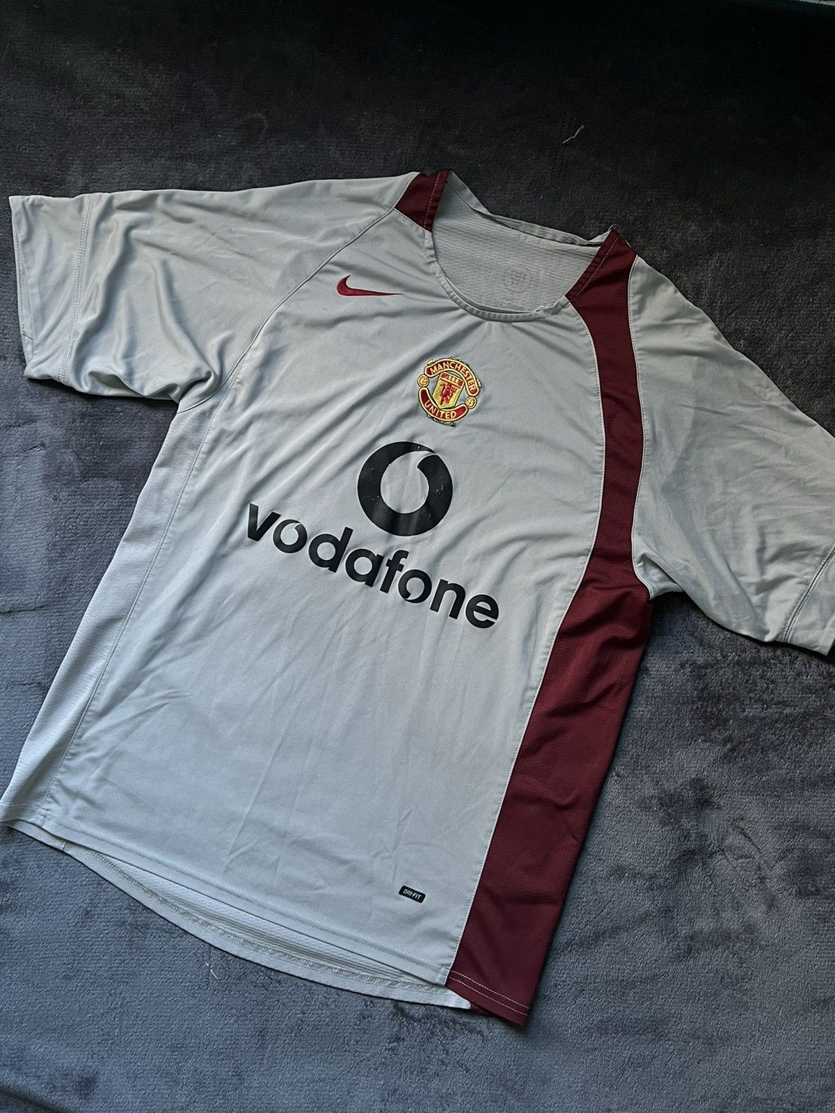 Nike 2004 Vintage Nike soccer jersey Manchester United size S | Grailed