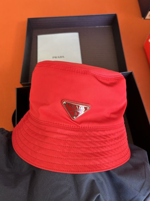Prada Prada bucket hat | Grailed