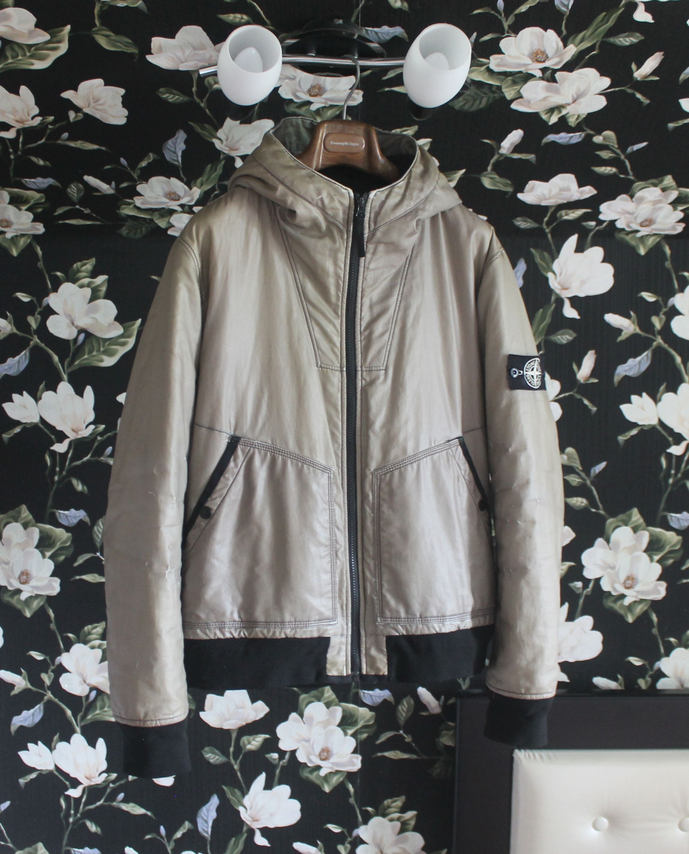 Stone Island Stone Island AW10 Beige Thermo Reflective Padded Jacket ...