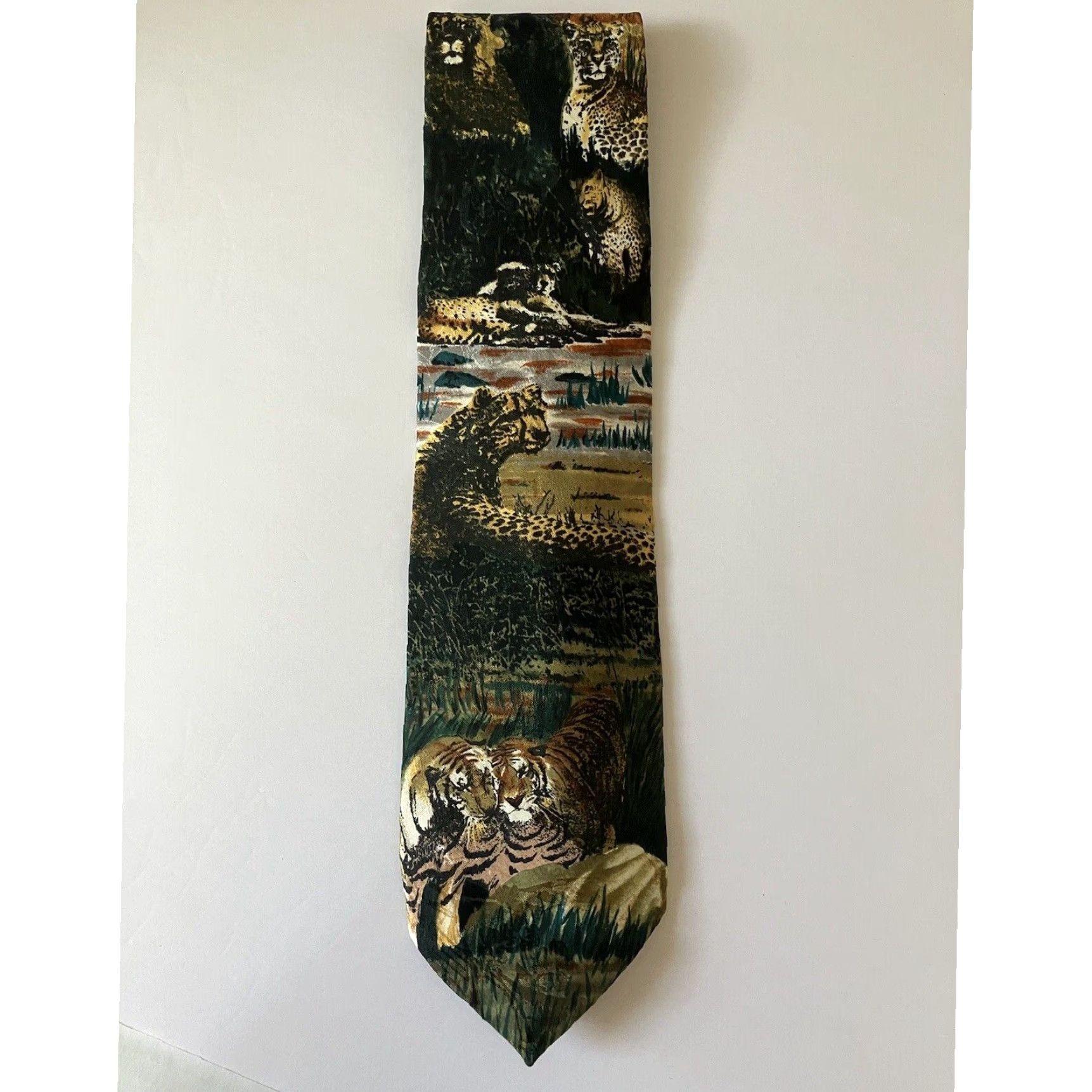 Vintage Silk Big Cats Nature Inspired Wembley Necktie for Men with ...