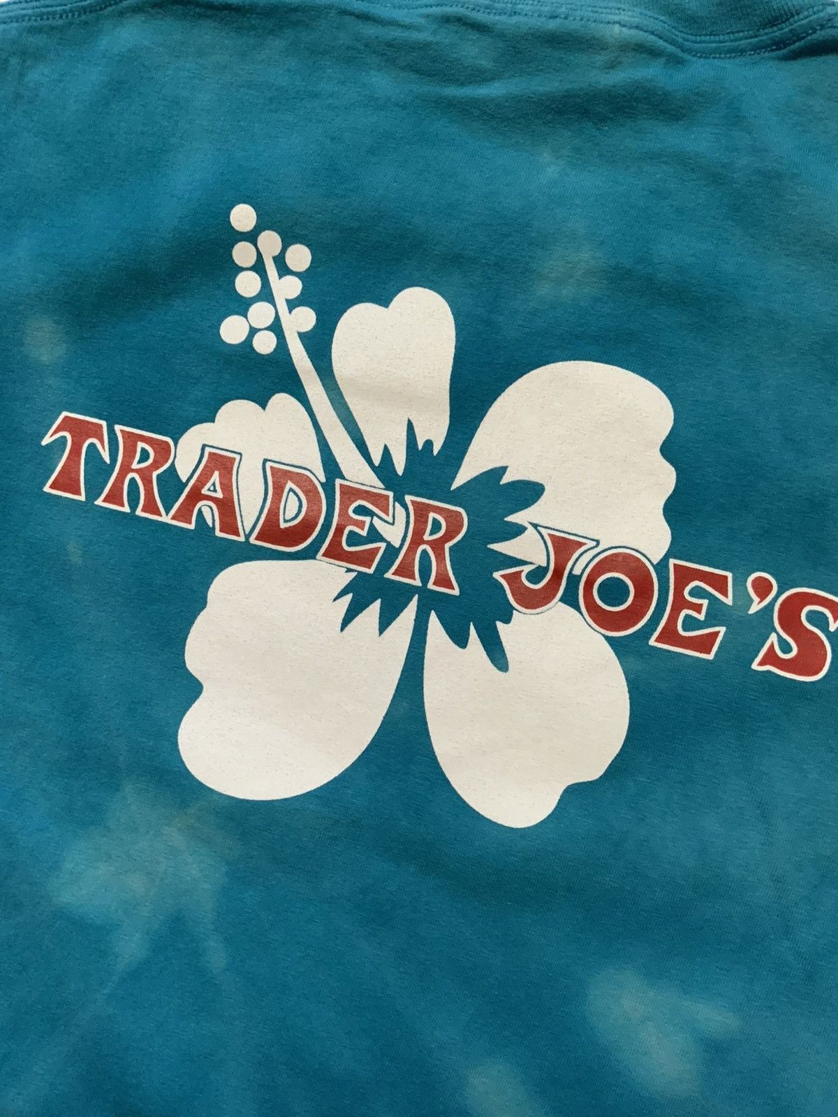 Streetwear Trader Joe’s Hibiscus Flower Tie Dye Crew Employee T-Shirt ...