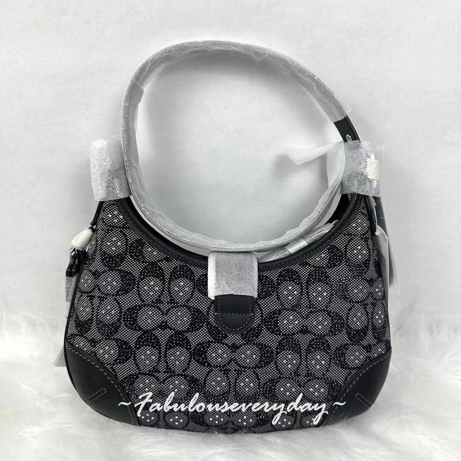 Coach Coach Hamptons Hobo Crystal Signature Jacquard CW654 Black | Grailed