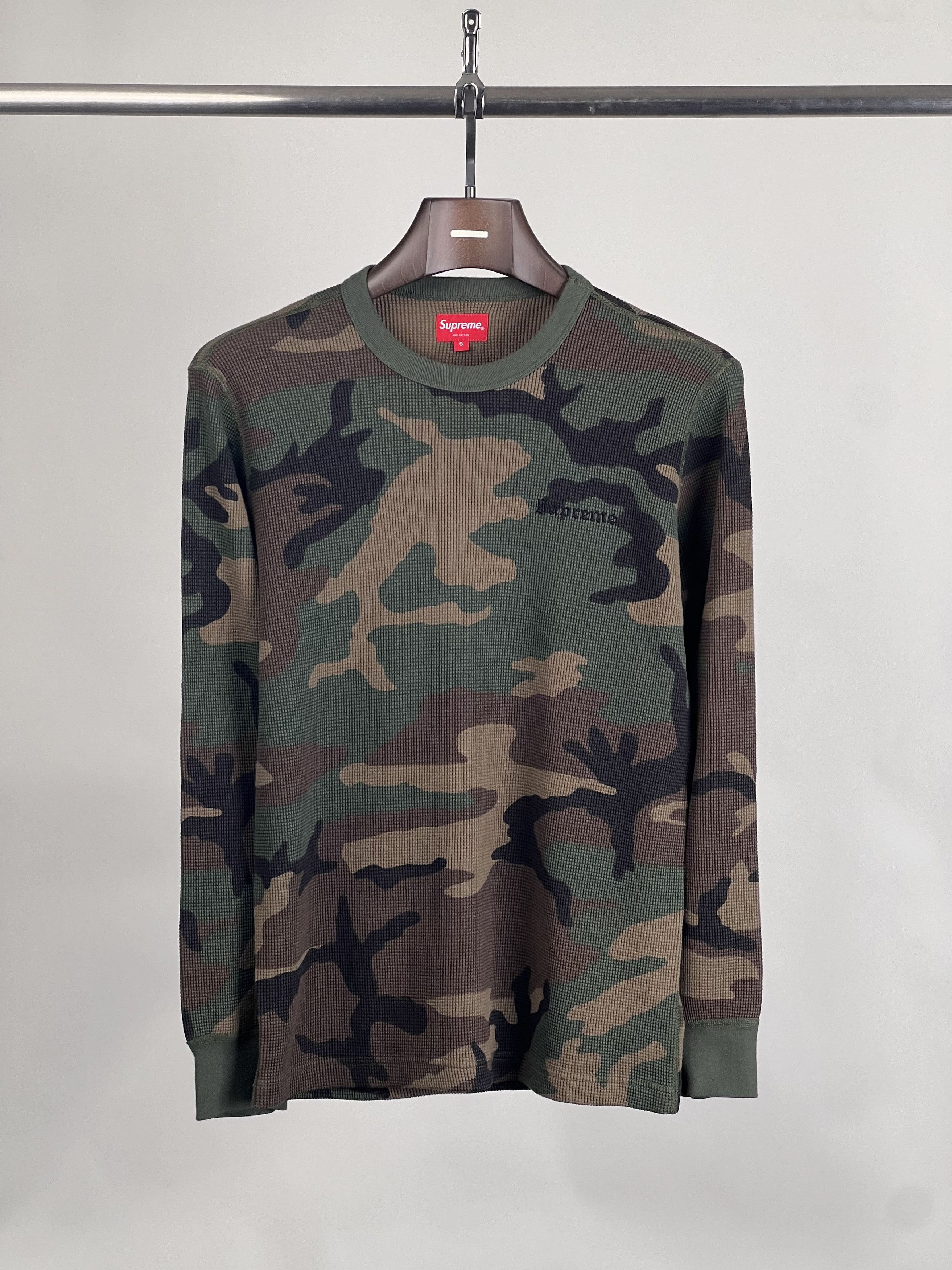 Supreme Brand New Woodland Camo Waffle Thermal LS | Grailed