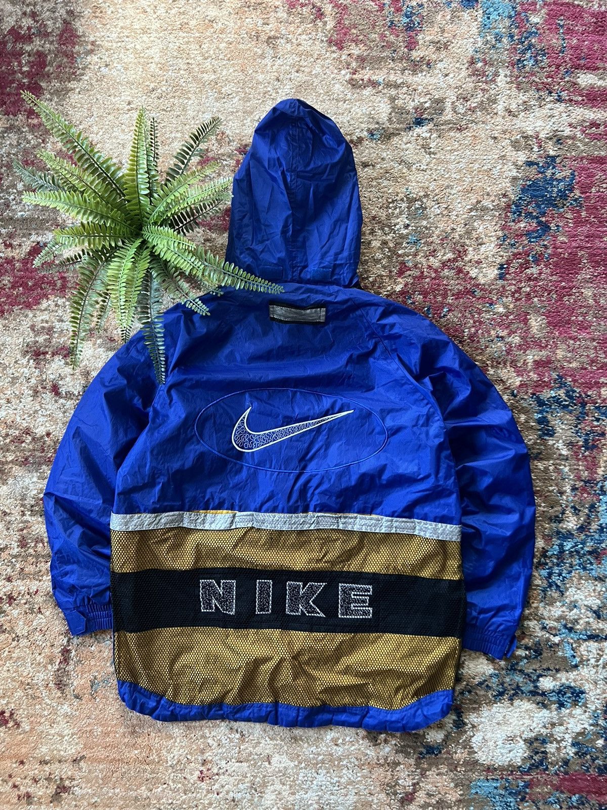 Vintage 🏀 90’s NIKE FIT RETRO BOOTLEG BIG LOGO SWOOSH JACKET | Grailed