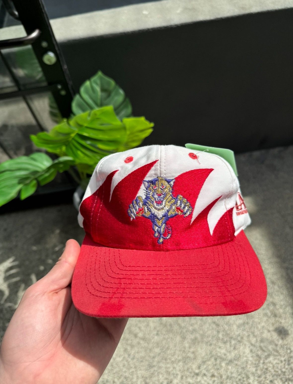 Vintage Vintage LogoAthletic Florida Panthers Sharktooth Snapback | Grailed