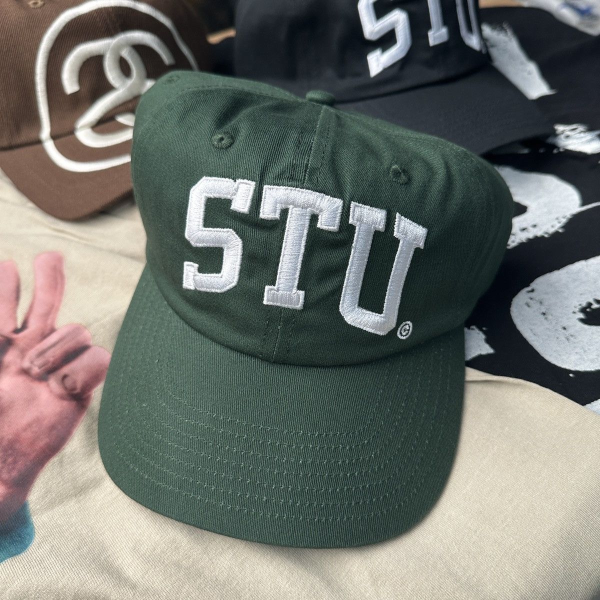 Stussy STUSSY STU ARCH STRAPBACK CAP | Grailed