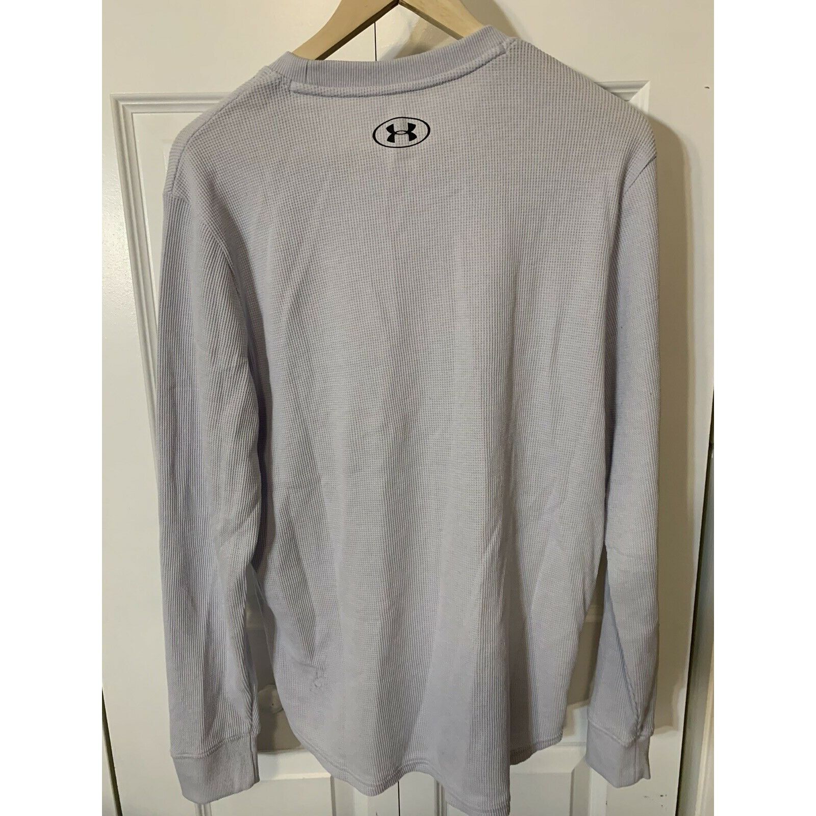 Under Armour NEW Under Armour Sportstyle Essential Texture Crew Light ...