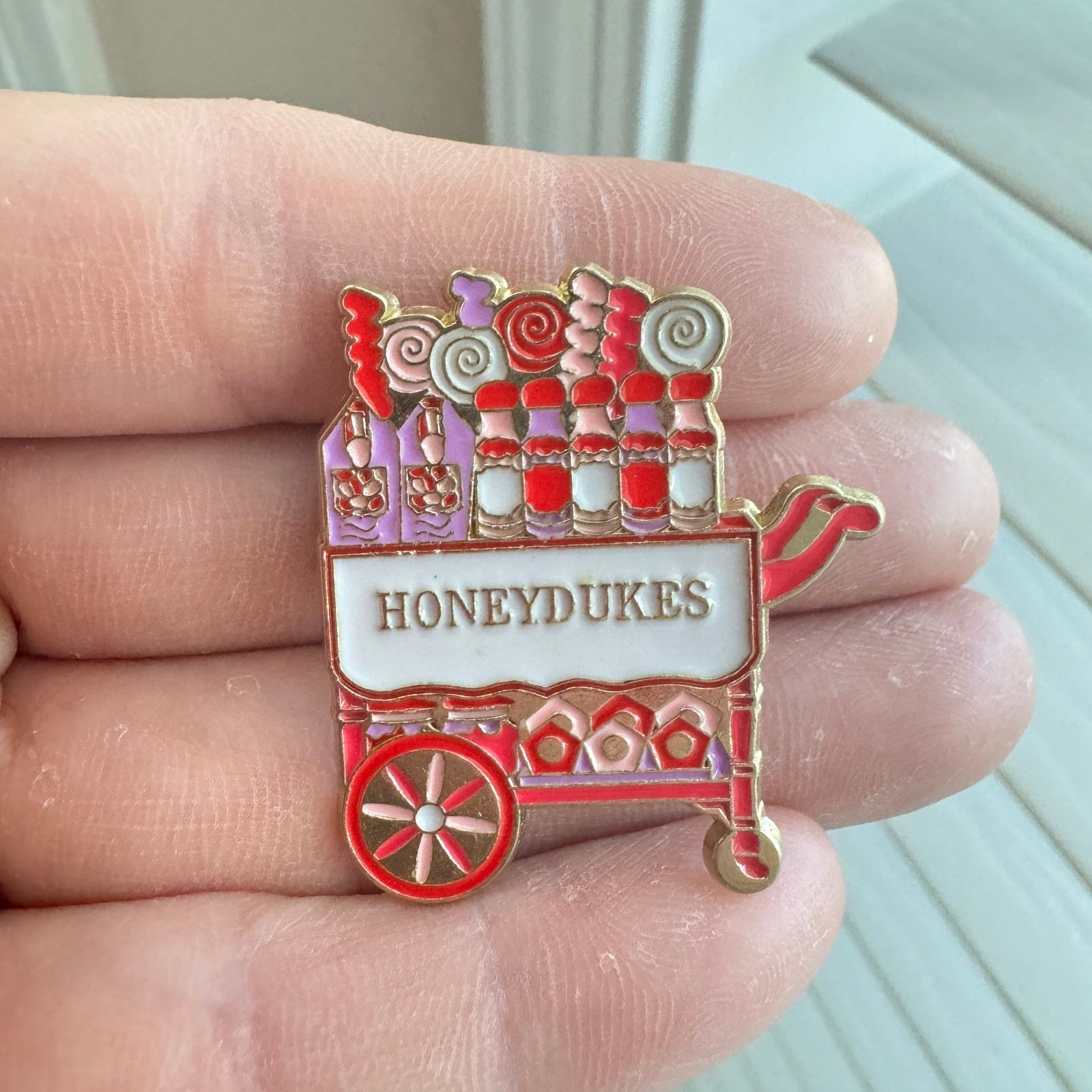 Pins Harry Potter HoneyDukes Candy Trolley Cart Enamel Pins 159-2 | Grailed