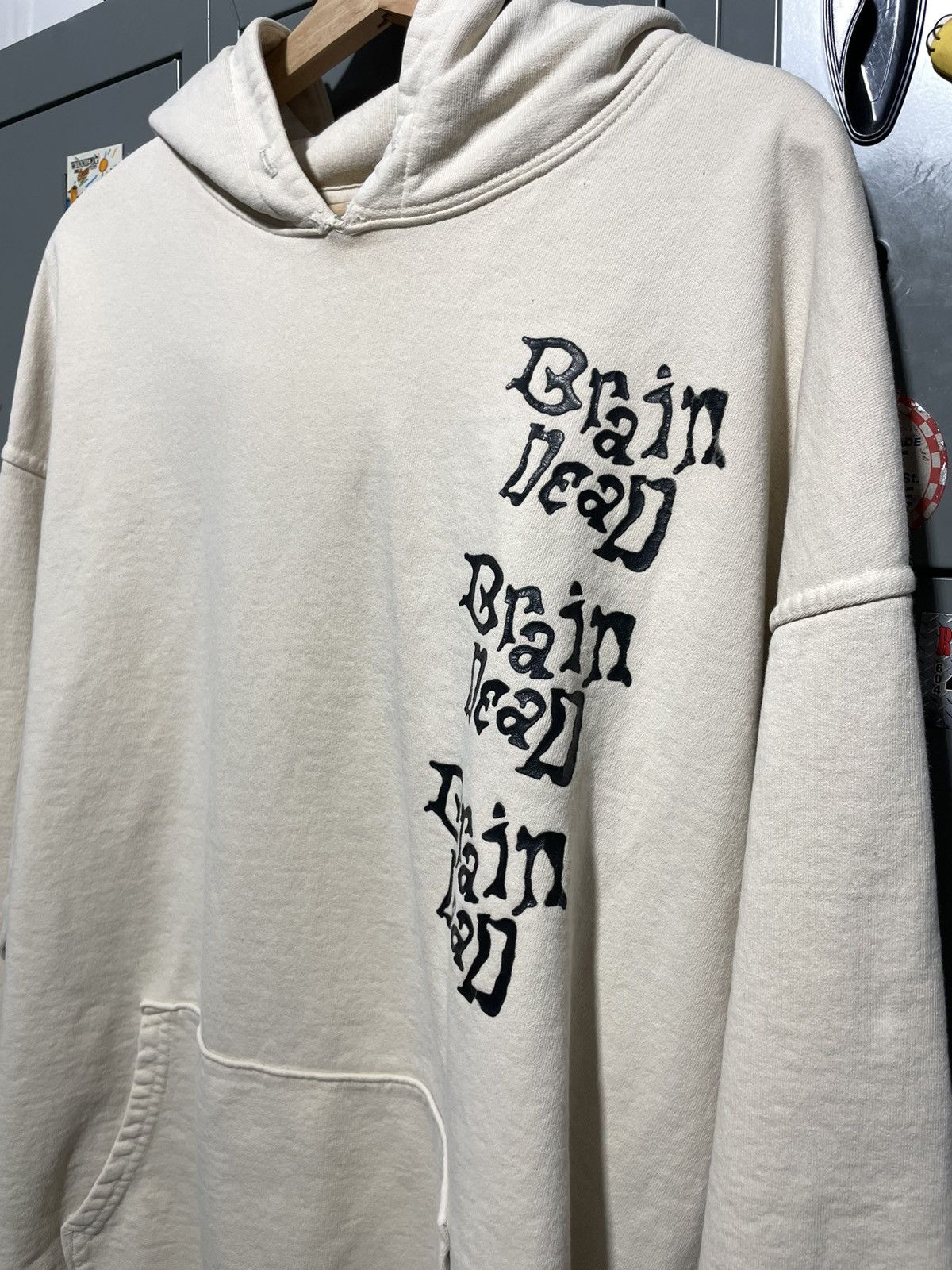 Brain Dead × Streetwear Brain Dead triple text logo back art graphic ...