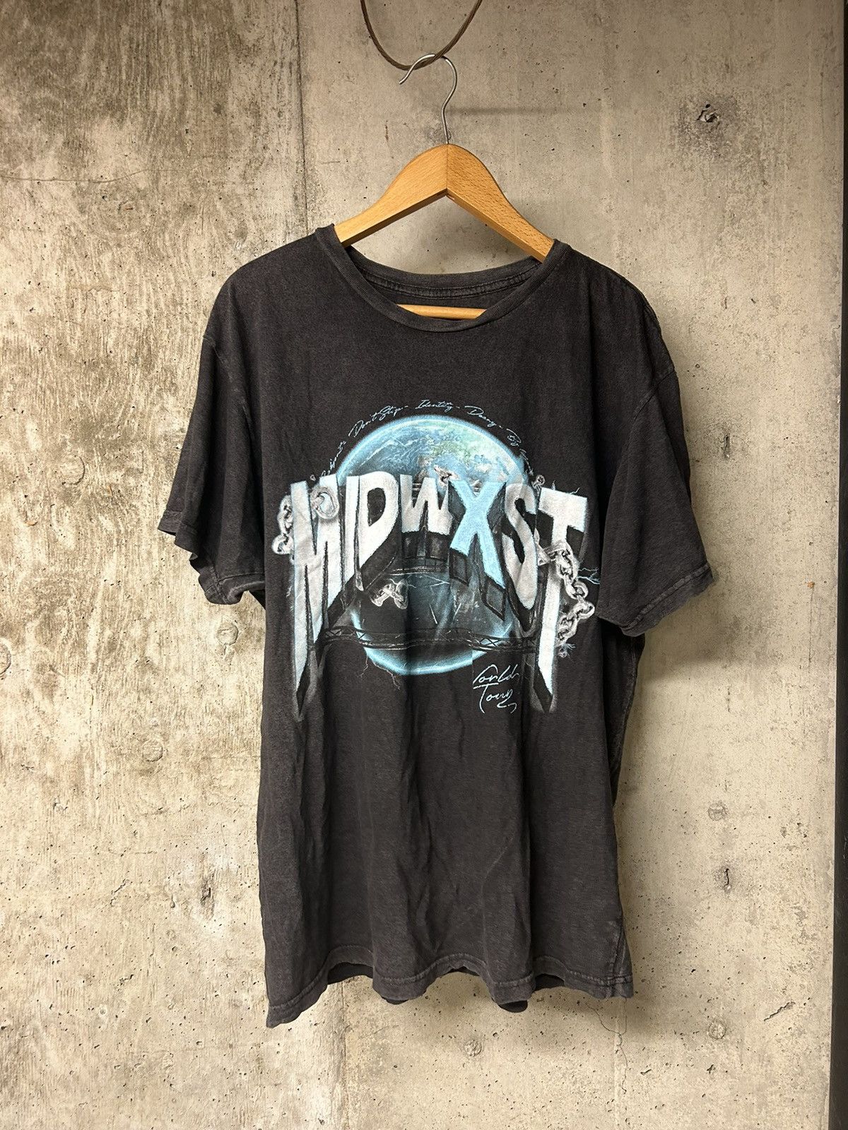 Band Tees × Streetwear × Vintage Extremely Rare Vintage MIDWXST World ...