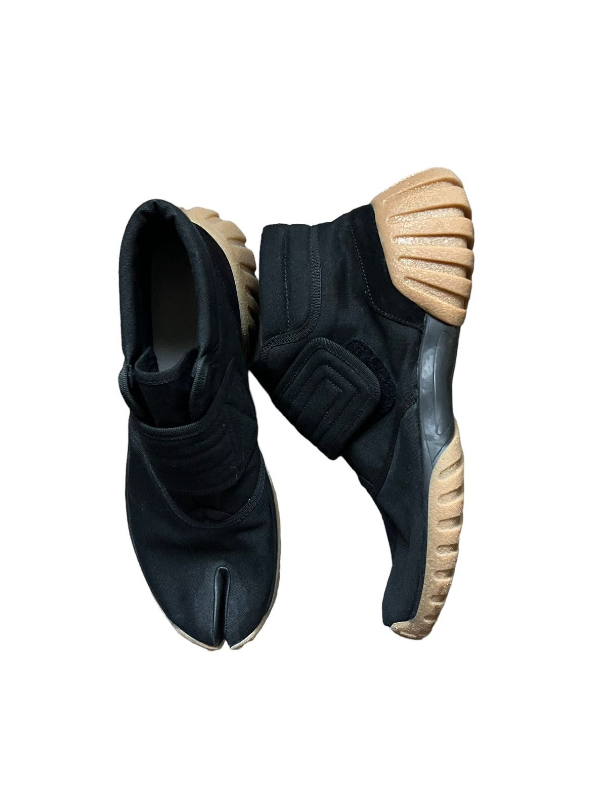 Maison Margiela Tabi Canvas Scuba Sneaker | Grailed